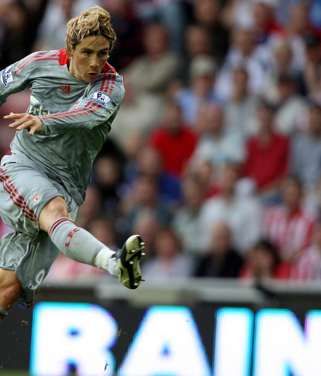 1366x1600 Resolution fernando torres, strike, football 1366x1600 ...