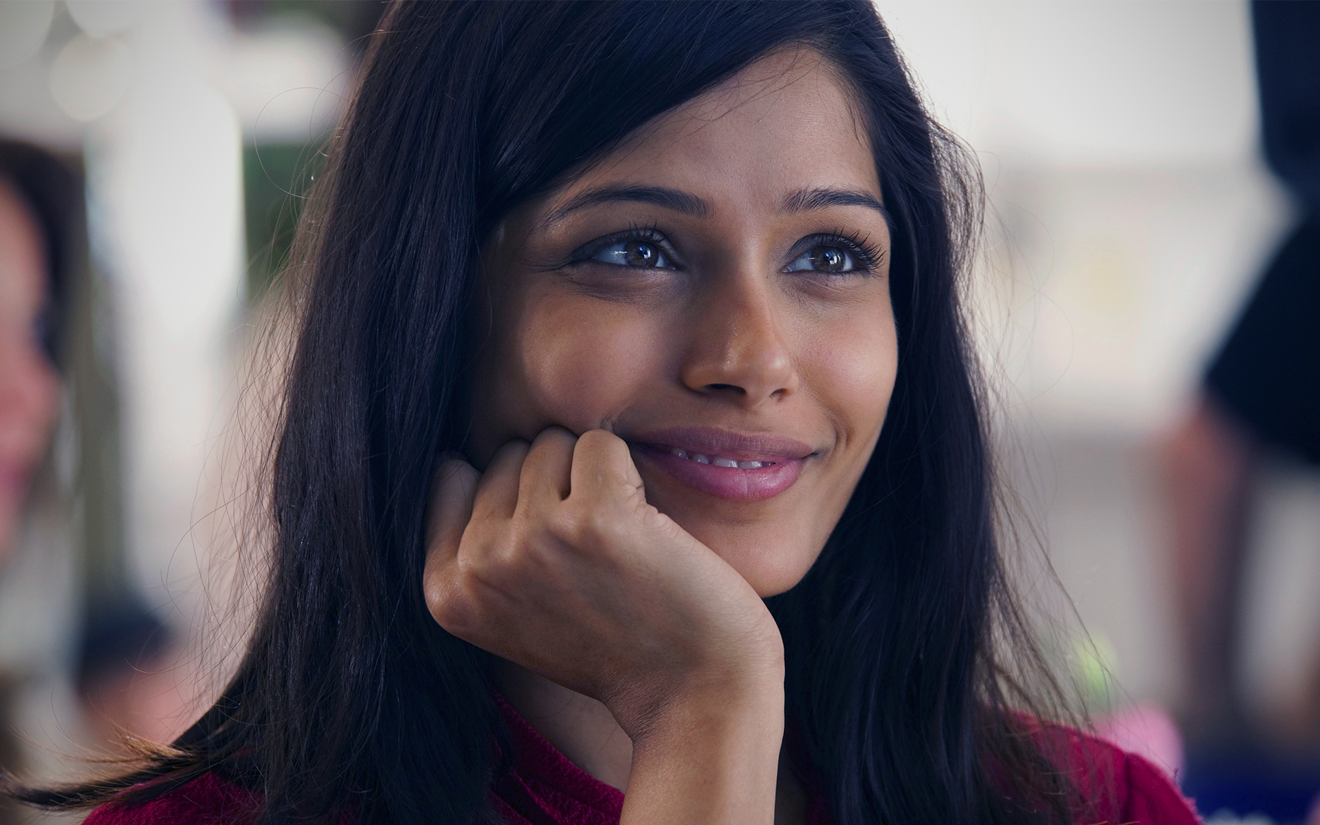 1920x10802022 Freida Pinto Cute Wallpaper 1920x10802022 Resolution ...
