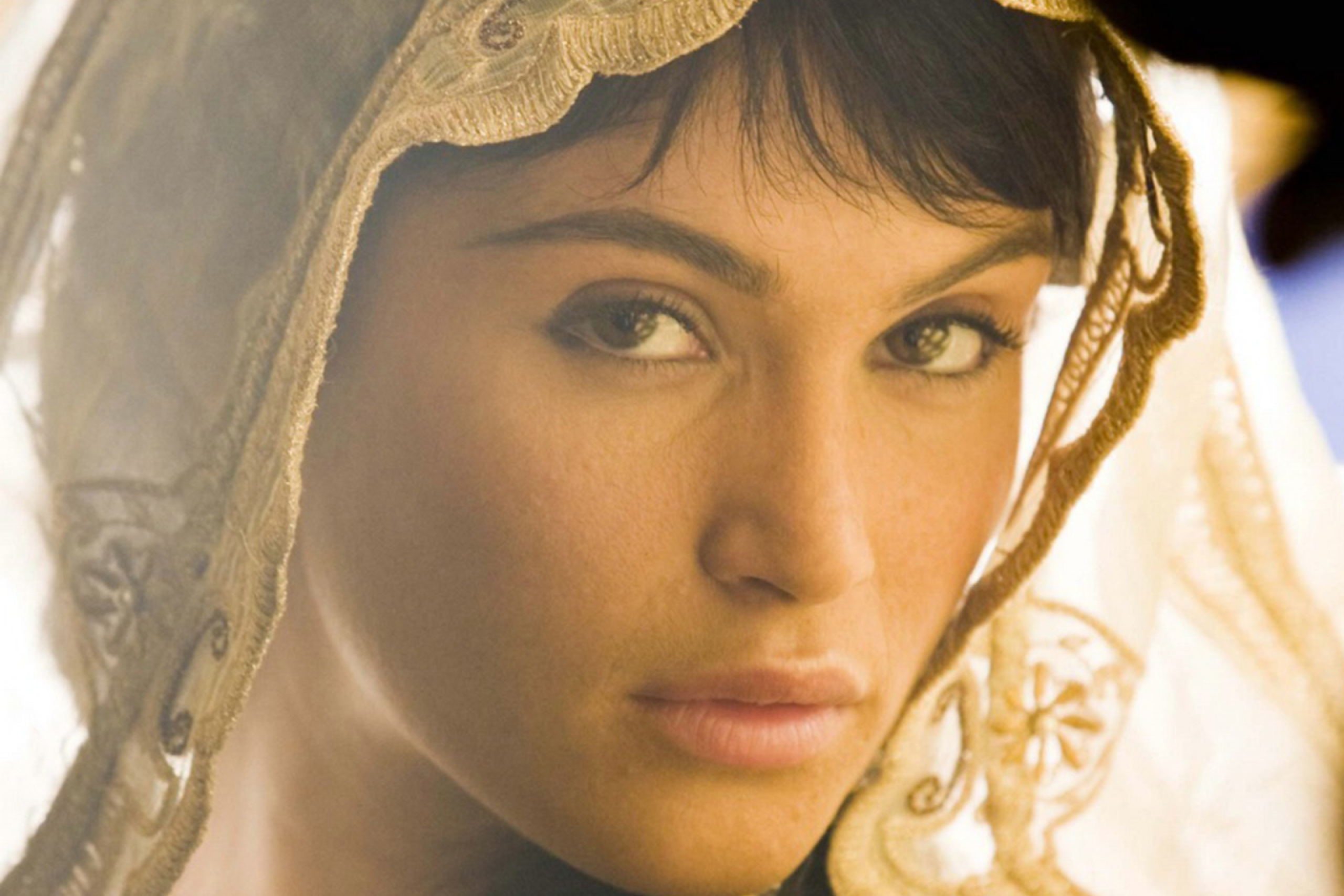 2560x1707 Resolution Gemma Arterton New Look Images 2560x1707 ...