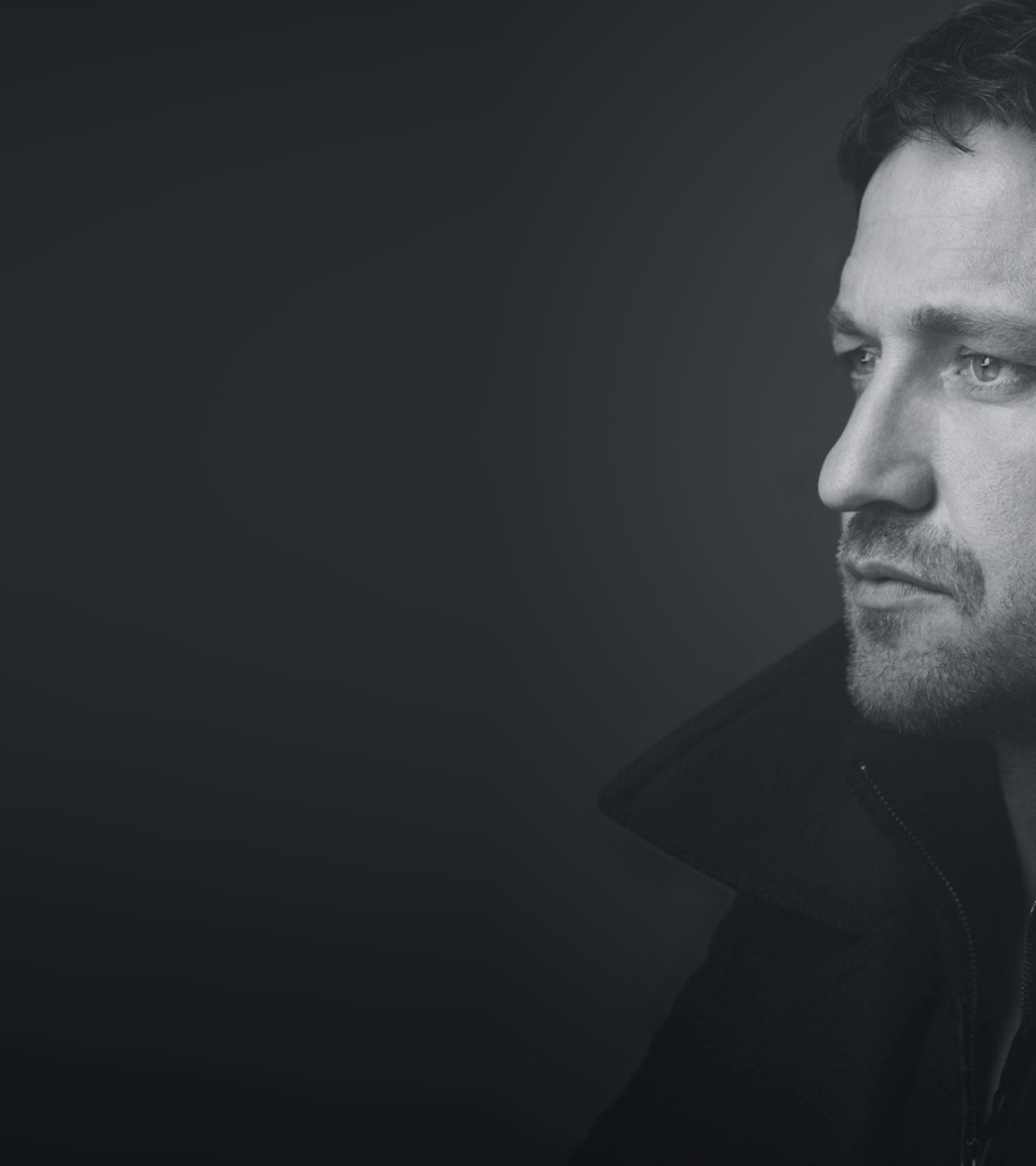 3840x4320 Resolution Gerard Butler Images 3840x4320 Resolution ...