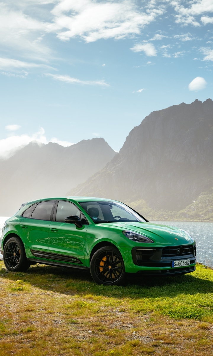 720x1200 Resolution Green Porsche Macan GTS 720x1200 Resolution ...