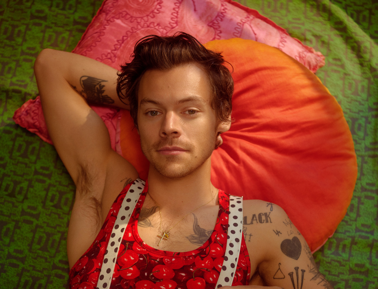 1452x1112 Resolution Harry Styles HD 1452x1112 Resolution Wallpaper ...
