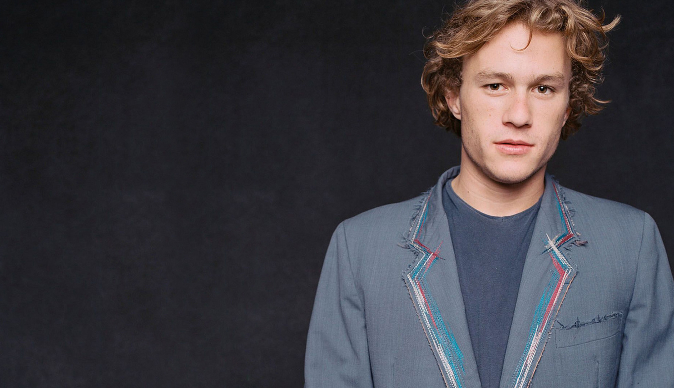 2560x1476 Resolution Heath Ledger In Suit Images 2560x1476 Resolution ...