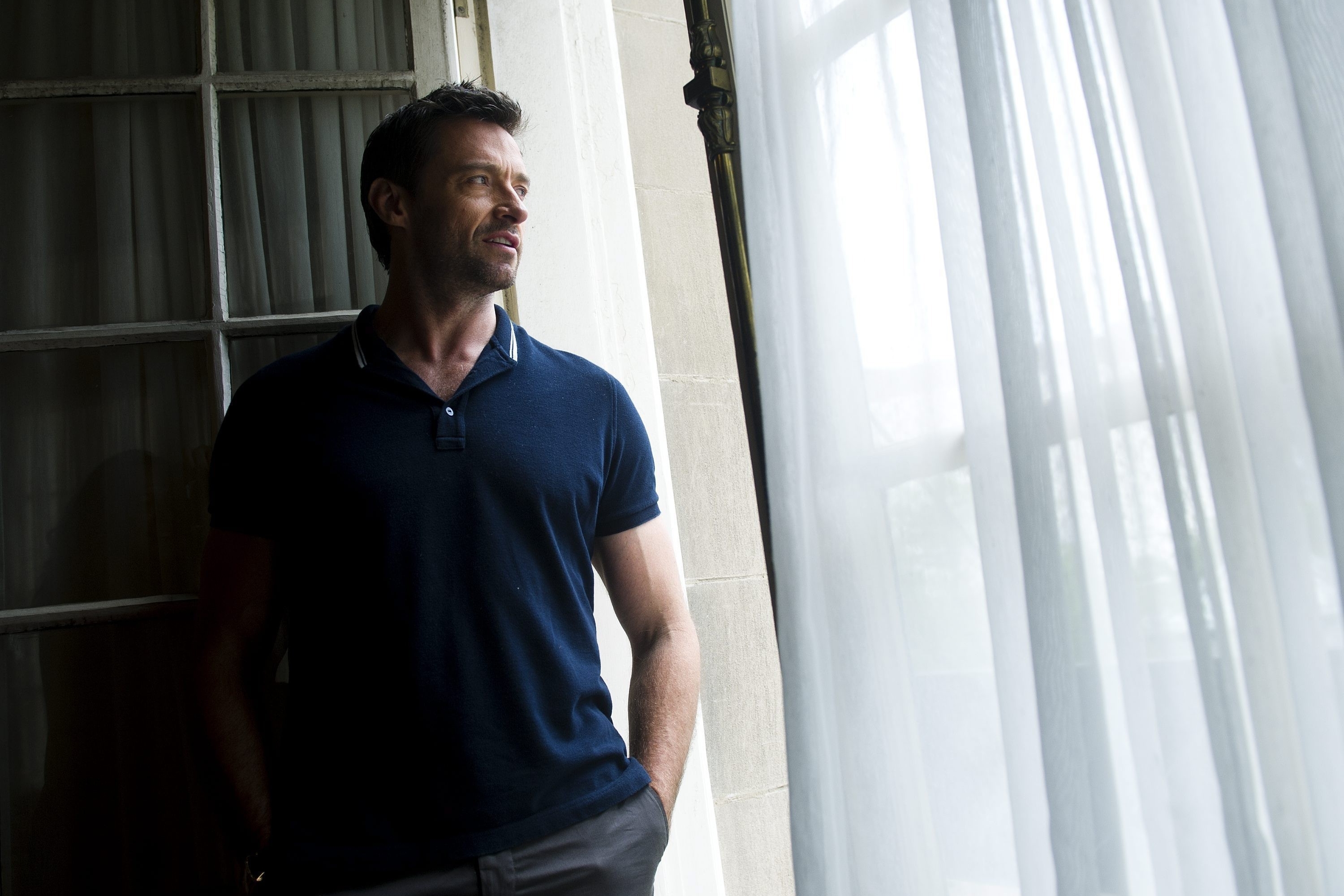 3000x2000 Resolution Hugh Jackman Near Window Pic 3000x2000 Resolution ...