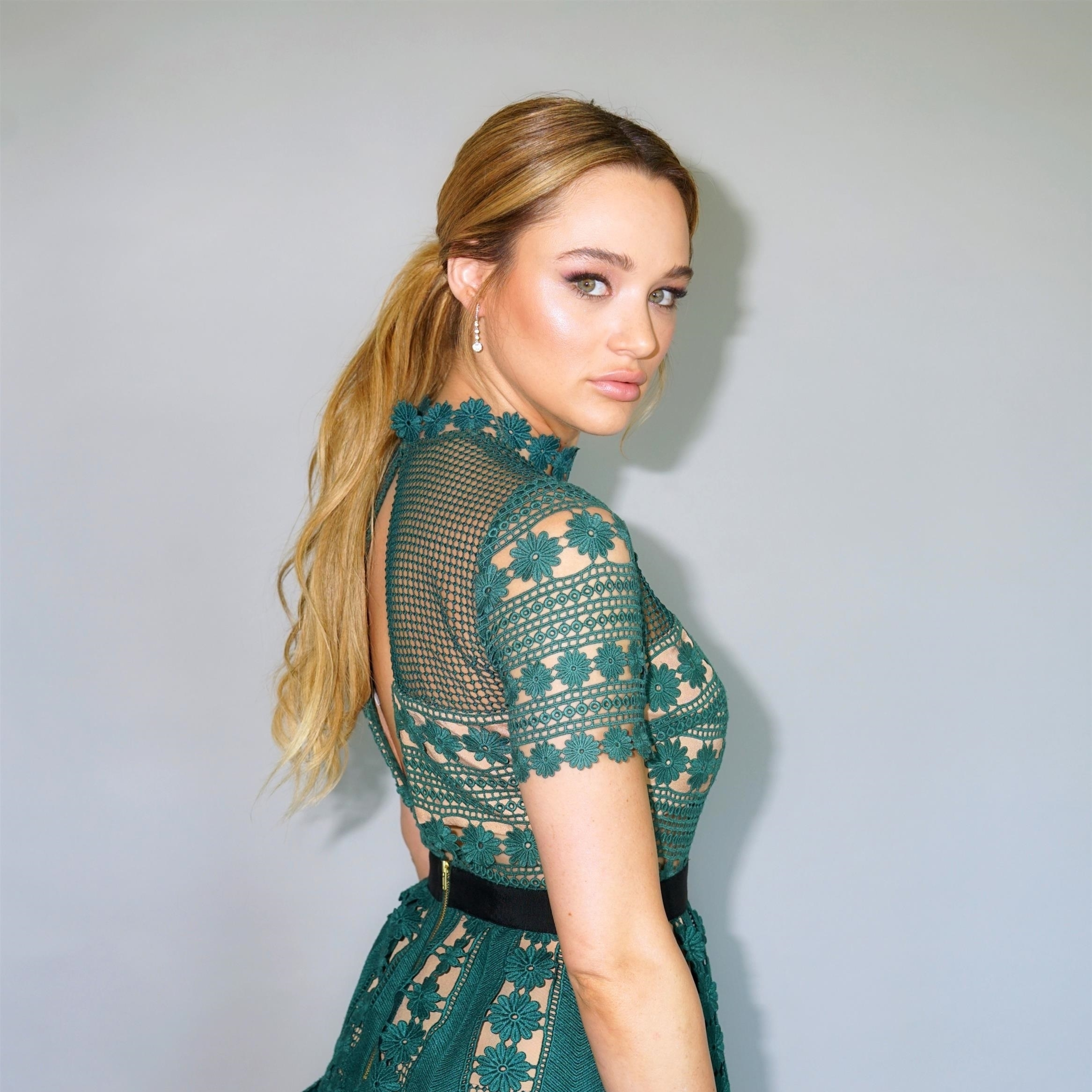 3840x3840 Resolution Hunter King 3840x3840 Resolution Wallpaper ...
