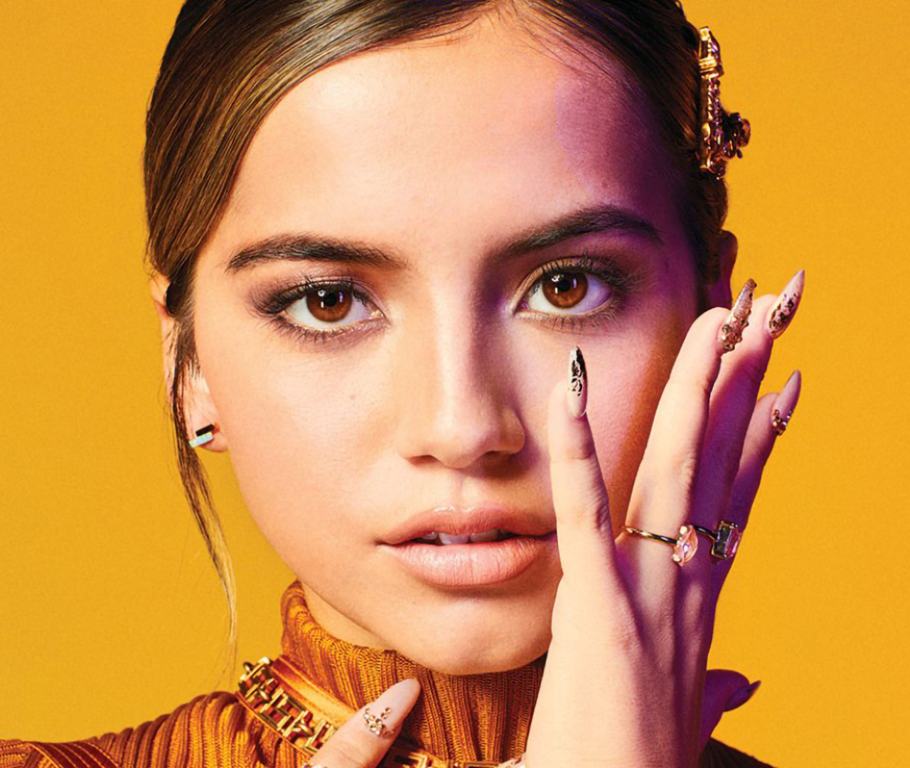 1280x1080 Resolution Isabela Moner Face 1280x1080 Resolution Wallpaper ...