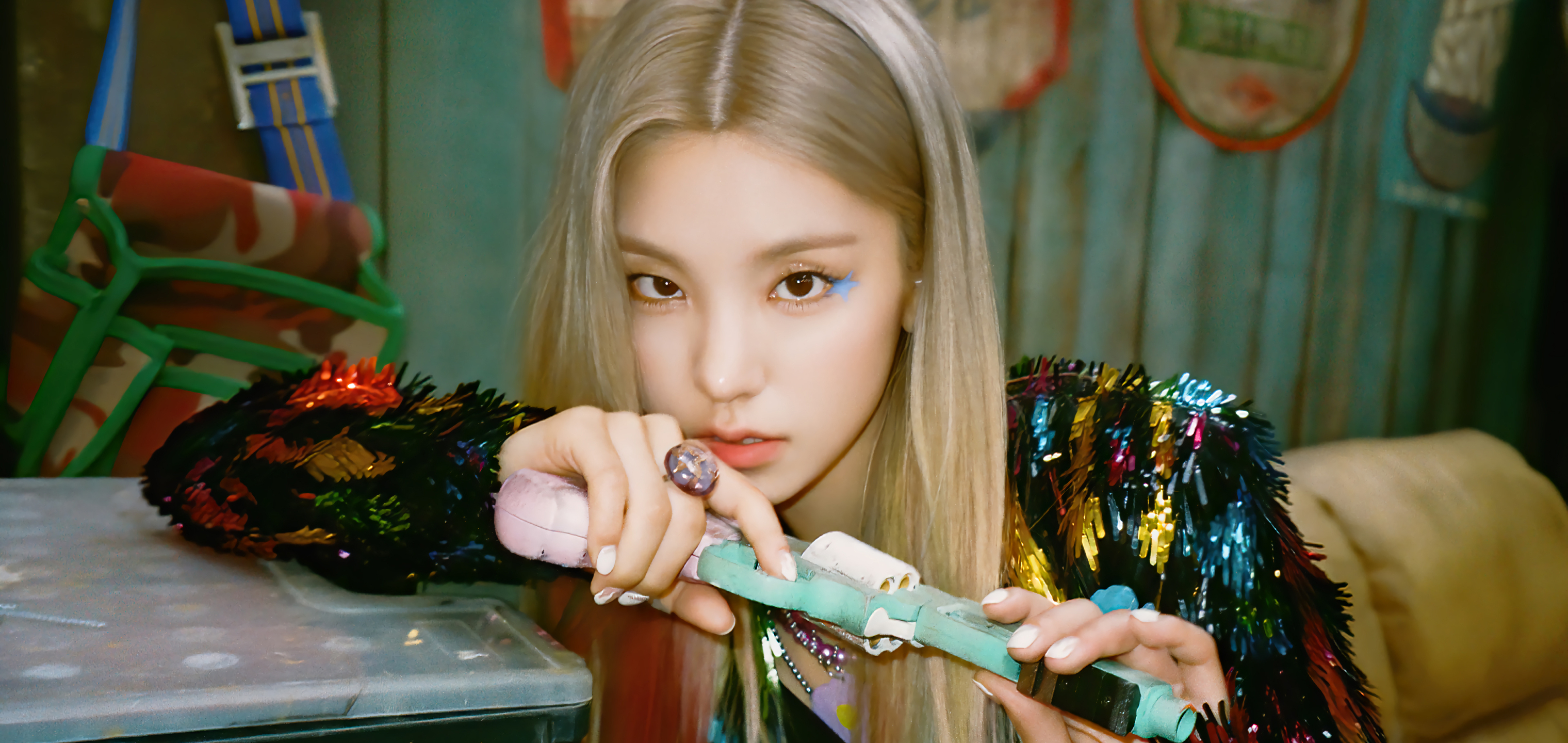 3040x1440 Resolution ITZY Yeji 4K 3040x1440 Resolution Wallpaper ...