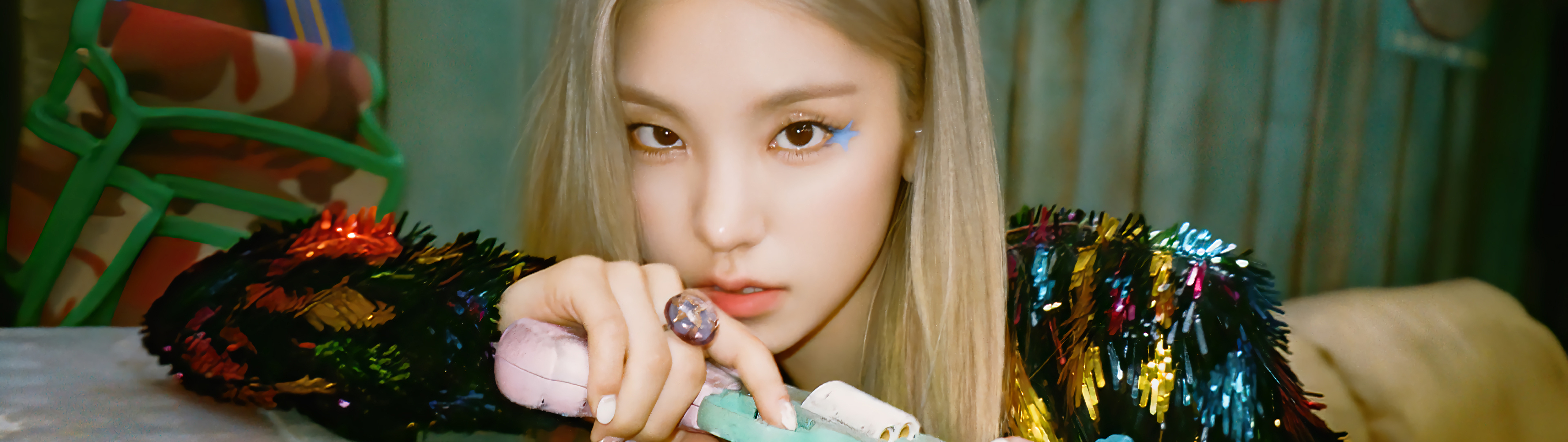 5120x1444 Resolution ITZY Yeji 4K 5120x1444 Resolution Wallpaper ...