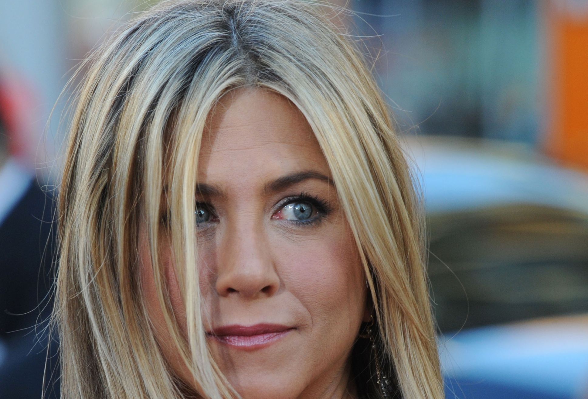 1937x1313 Resolution Jennifer Aniston Hd Wallpaper New 1937x1313 ...
