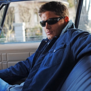 300x300 Resolution Jensen Ackles In Car 300x300 Resolution Wallpaper ...