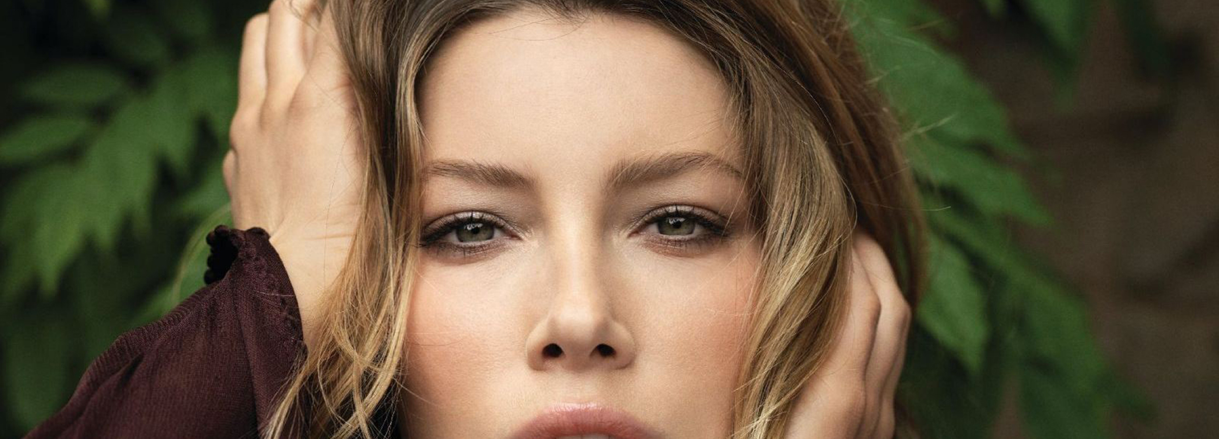 2500x900 Jessica Biel Sad Face 2500x900 Resolution Wallpaper, HD ...