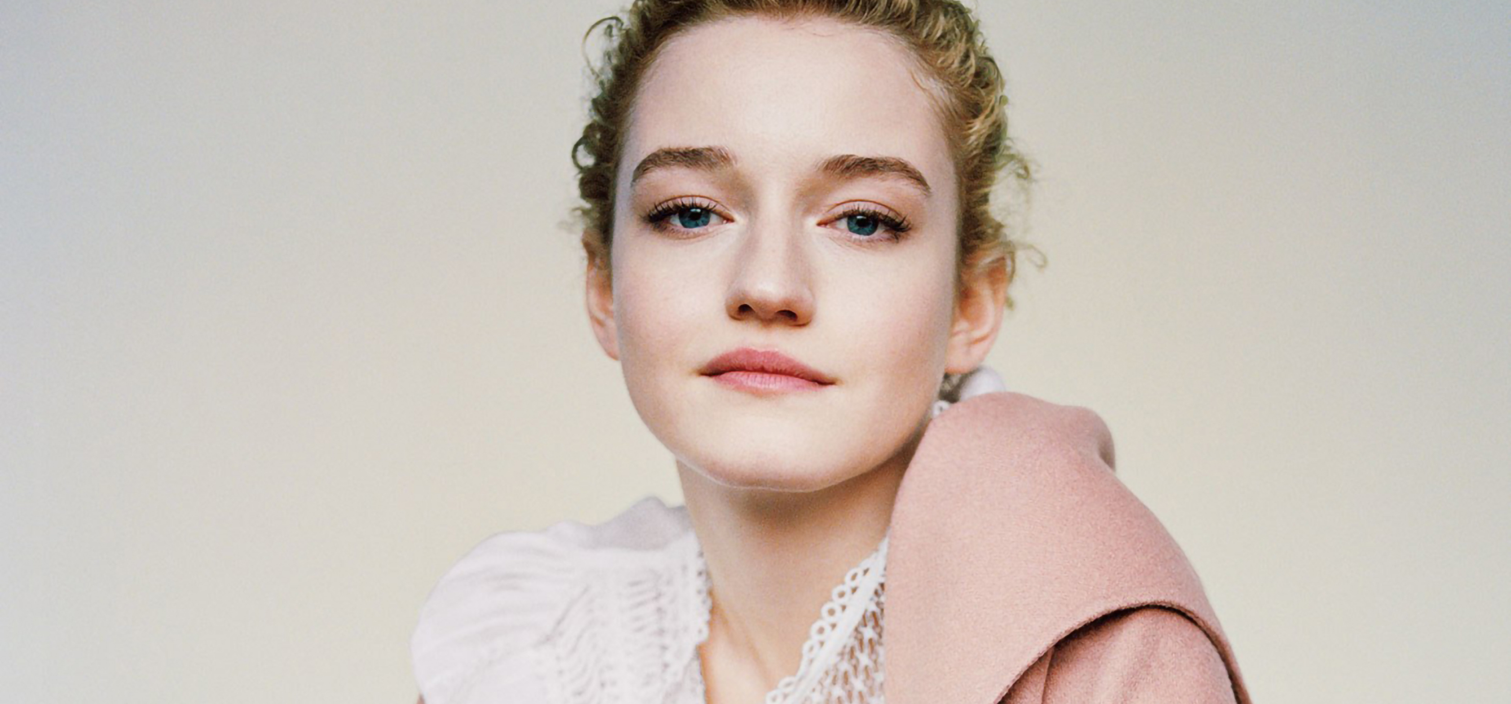 3088x1440 Resolution Julia Garner 2019 3088x1440 Resolution Wallpaper ...
