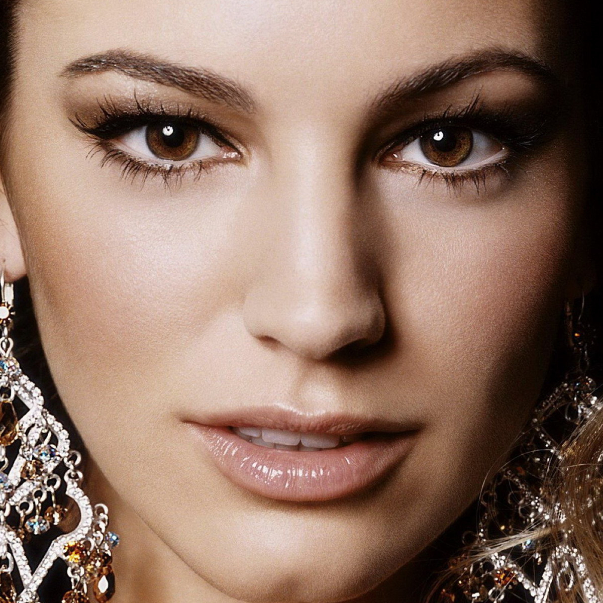 2000x2000 Resolution Kelly Brook Cute Images 2000x2000 Resolution ...
