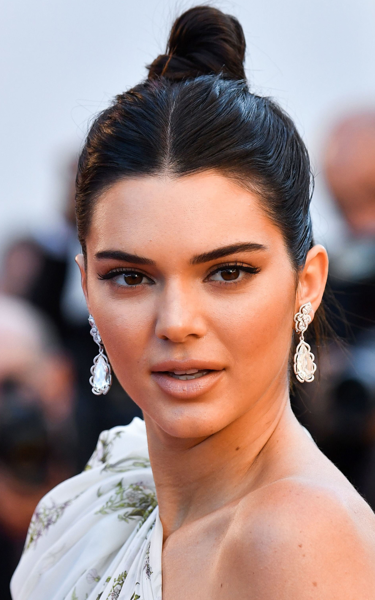 1200x1920 Resolution Kendall Jenner Fashion Model Portrait 1200x1920 ...