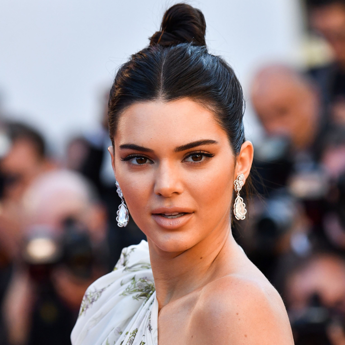 700x700 Kendall Jenner Fashion Model Portrait 700x700 Resolution ...