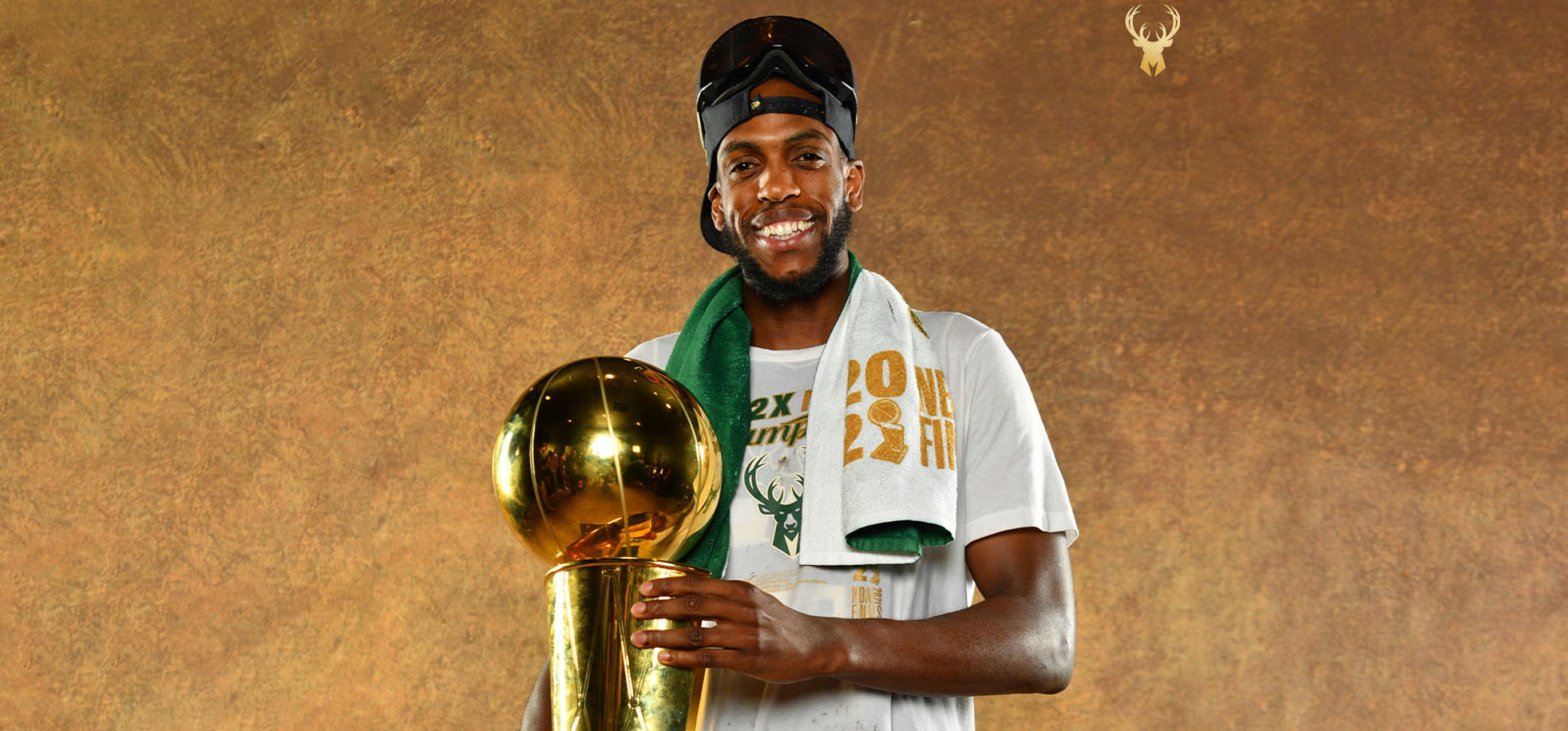 2316x1080 Resolution Khris Middleton NBA Champion 2021 2316x1080 ...