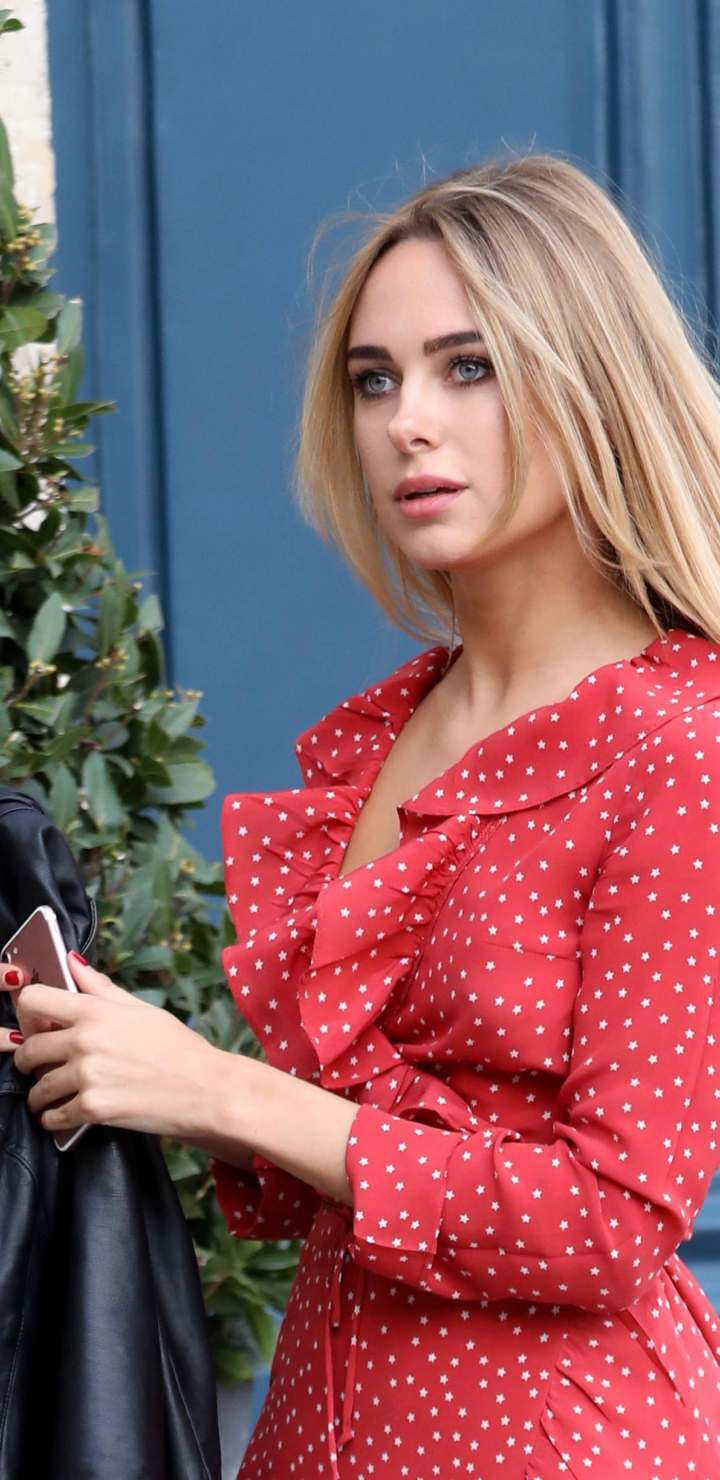 720x1480 Resolution Kimberley Garner Model And Actress 720x1480 ...