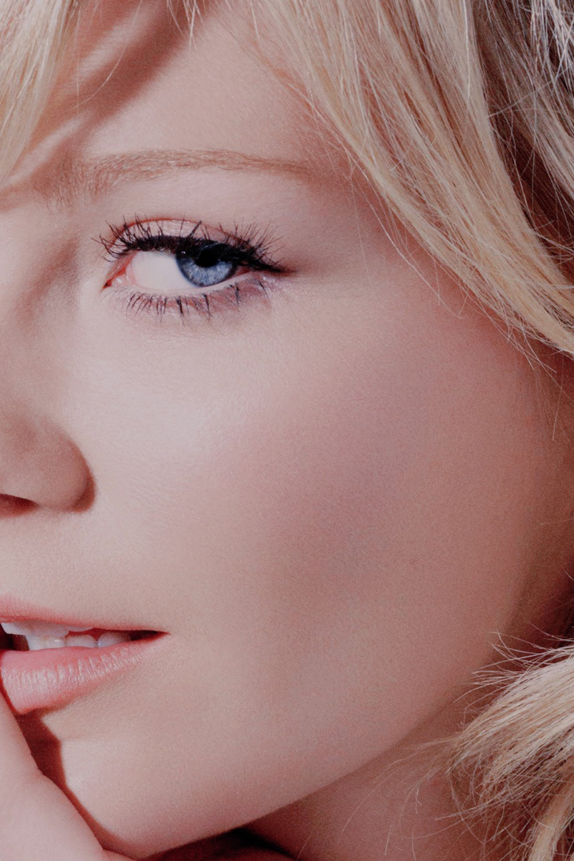 2000x3000 Resolution Kirsten Dunst close up wallpapers 2000x3000 ...