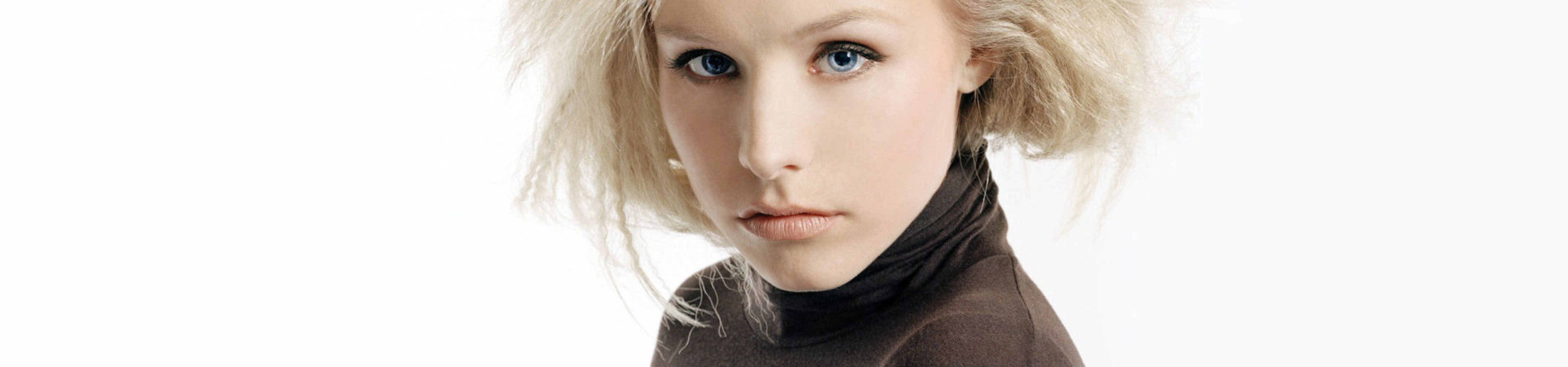 5120x1200 Kristen Bell short hair wallpapers 5120x1200 Resolution ...
