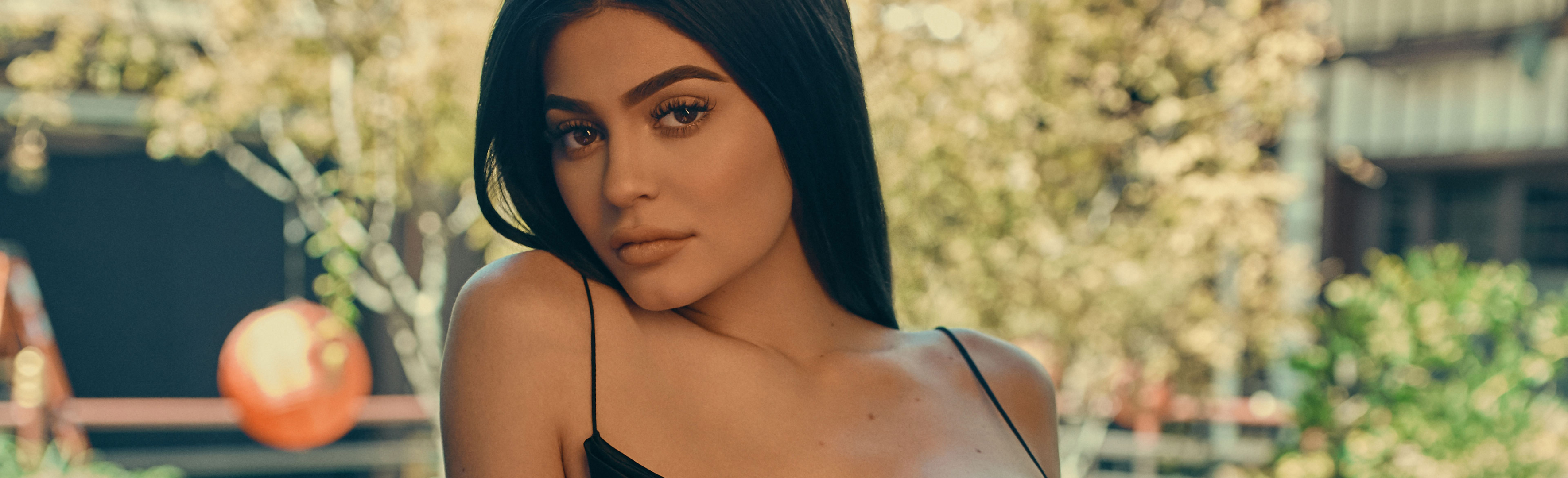 3540x1080 Resolution Kylie Jenner Drop Three 2017 3540x1080 Resolution ...