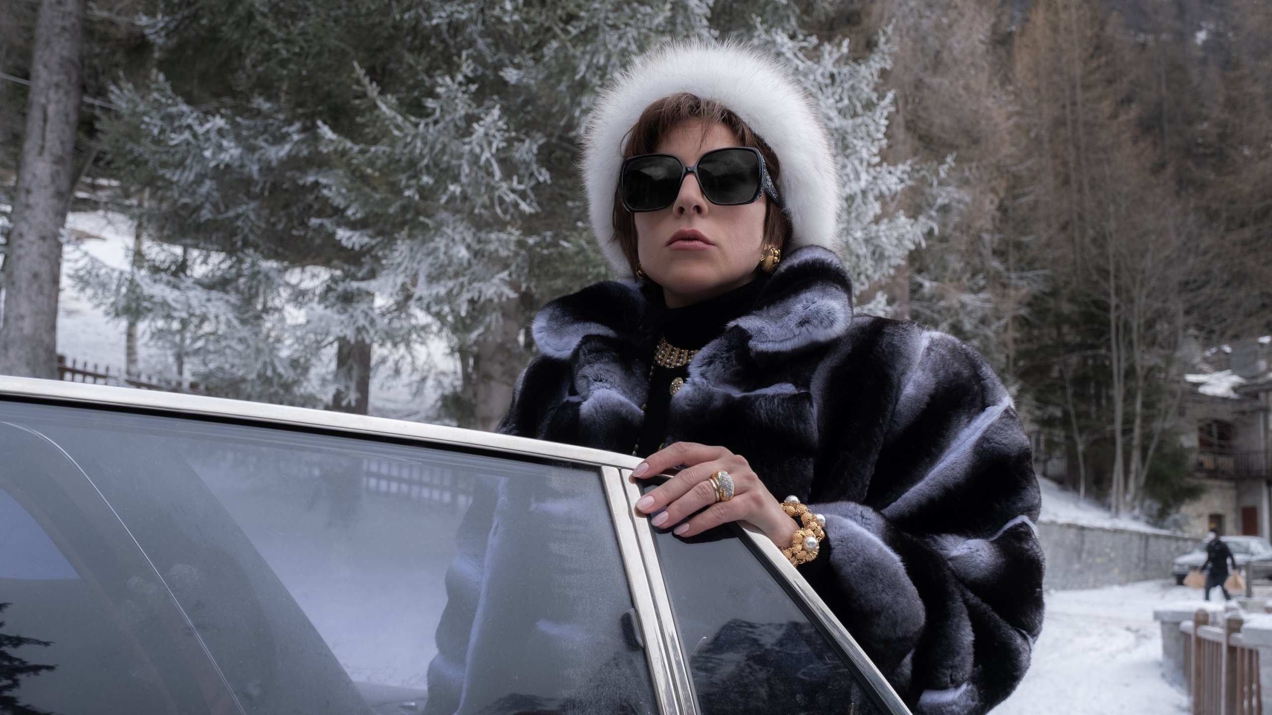 2560x1440 Resolution Lady Gaga in House Of Gucci 1440P Resolution ...
