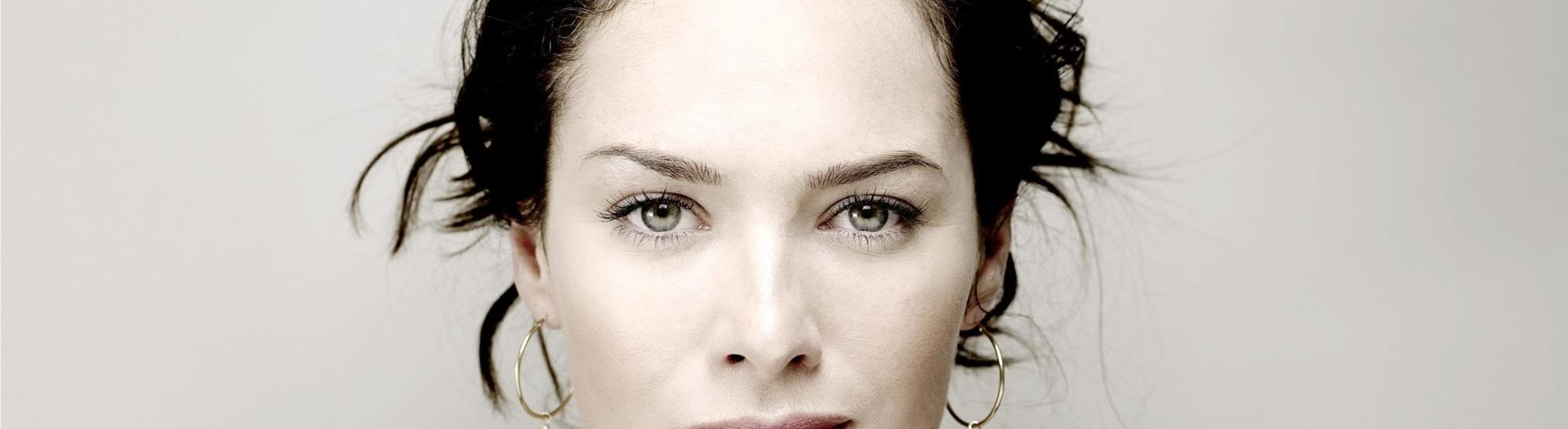 5120x1400 Resolution Lena Headey Rare Images 5120x1400 Resolution ...