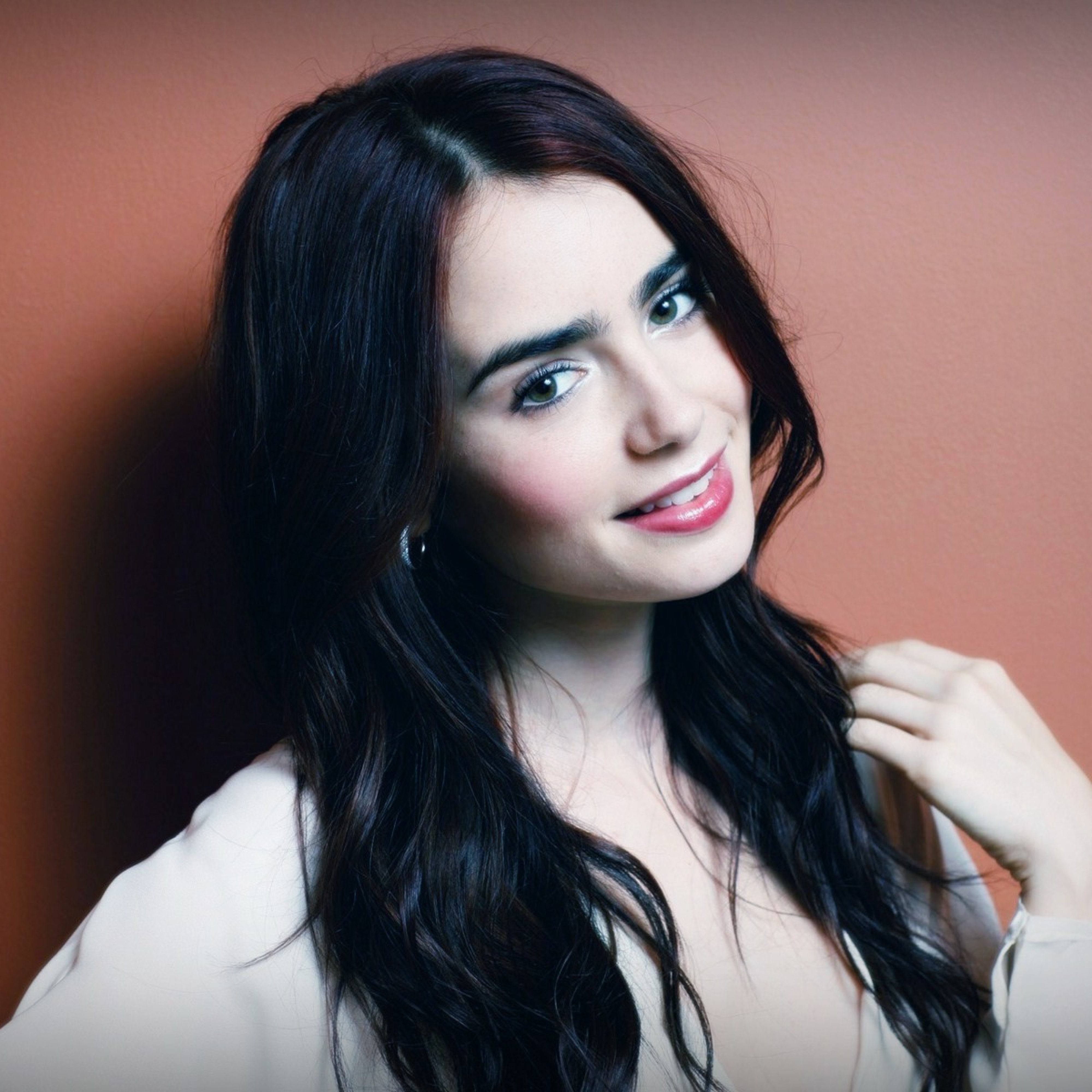 4000x4000 Resolution lily collins, actress, brunette 4000x4000 ...