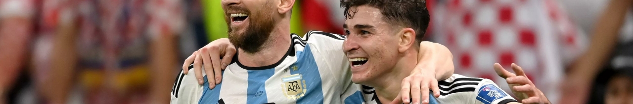 1280x212 Lionel Messi & Julian Alvarez in Qatar FIFA 2022 1280x212 ...
