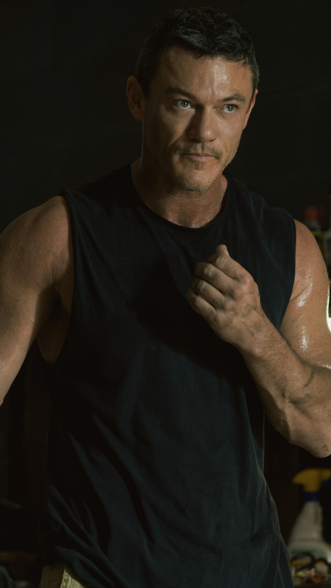 1081x1920 Resolution Luke Evans Echo 3 Season 2022 1081x1920 Resolution ...