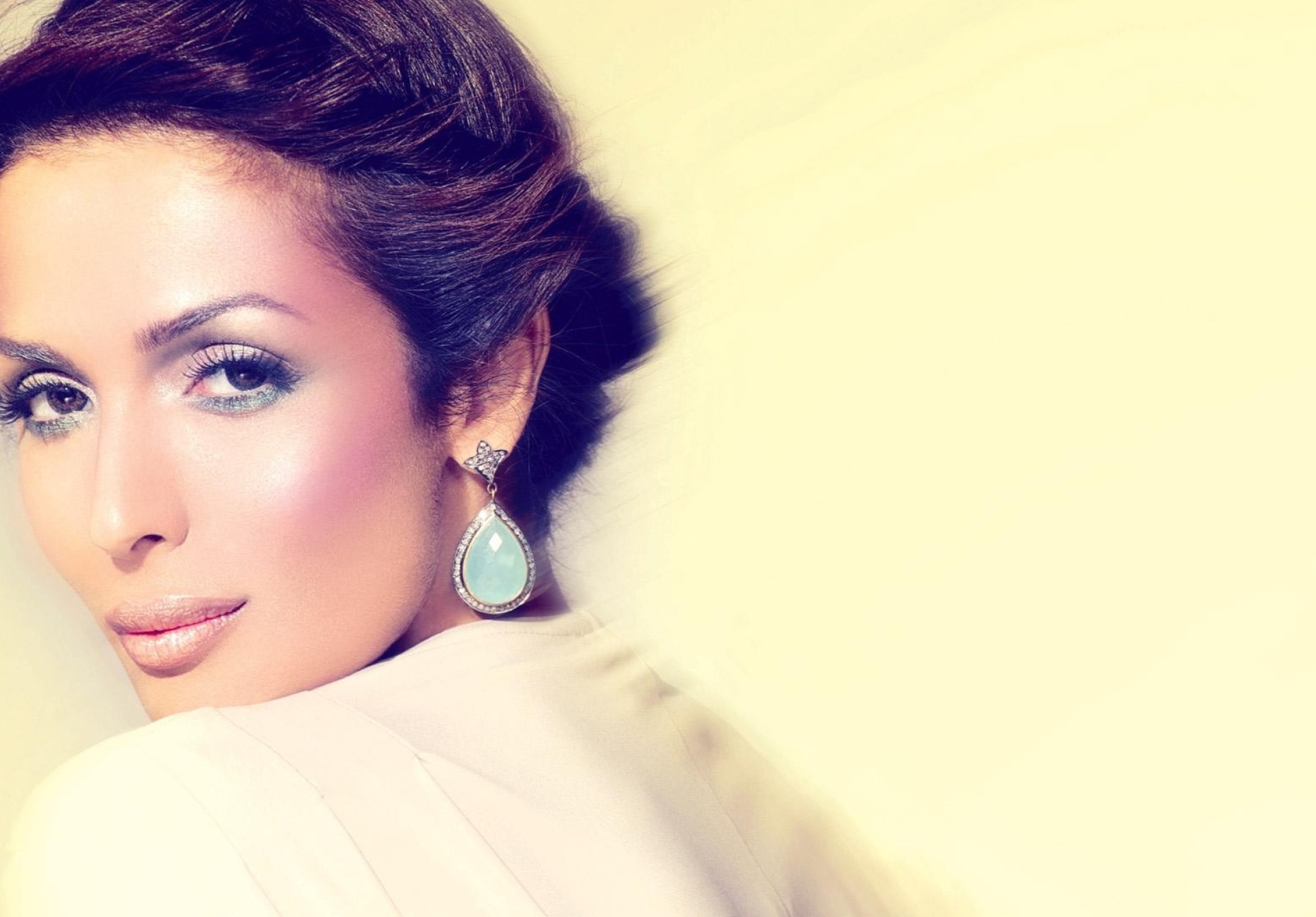 1920x1339 Resolution Malaika Arora Khan HD Latest Wallpaper 1920x1339 ...