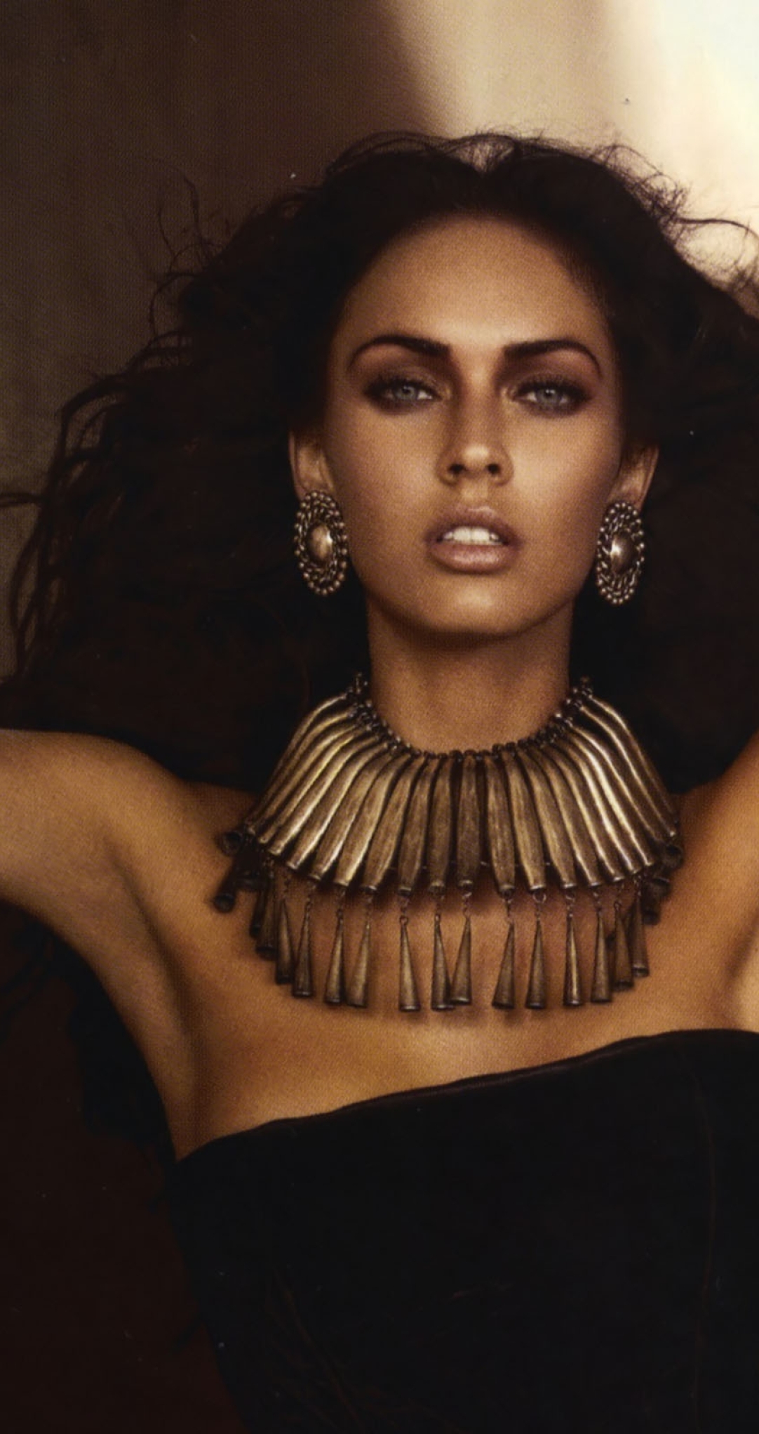 1082x2042 Resolution megan fox, girl, celebrity 1082x2042 Resolution ...