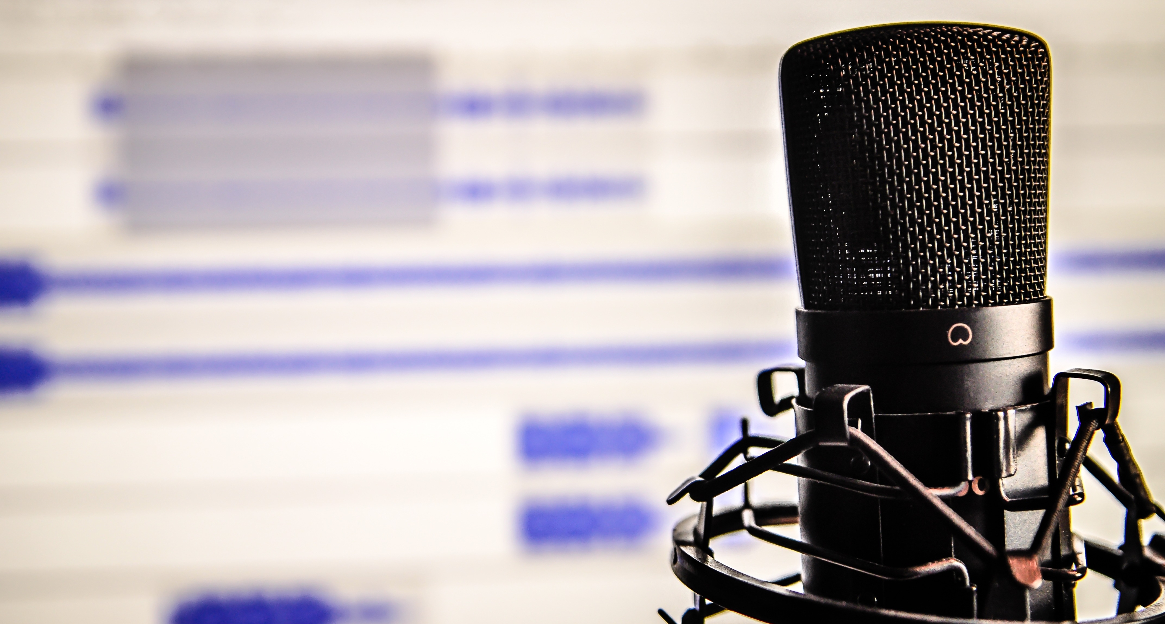 3840x2060 Resolution microphone, studio, recording 3840x2060 Resolution ...