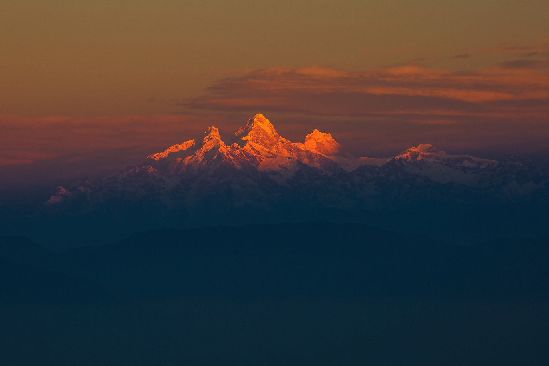 1920x1280 Resolution mountain range, himalayas, mountains 1920x1280 ...