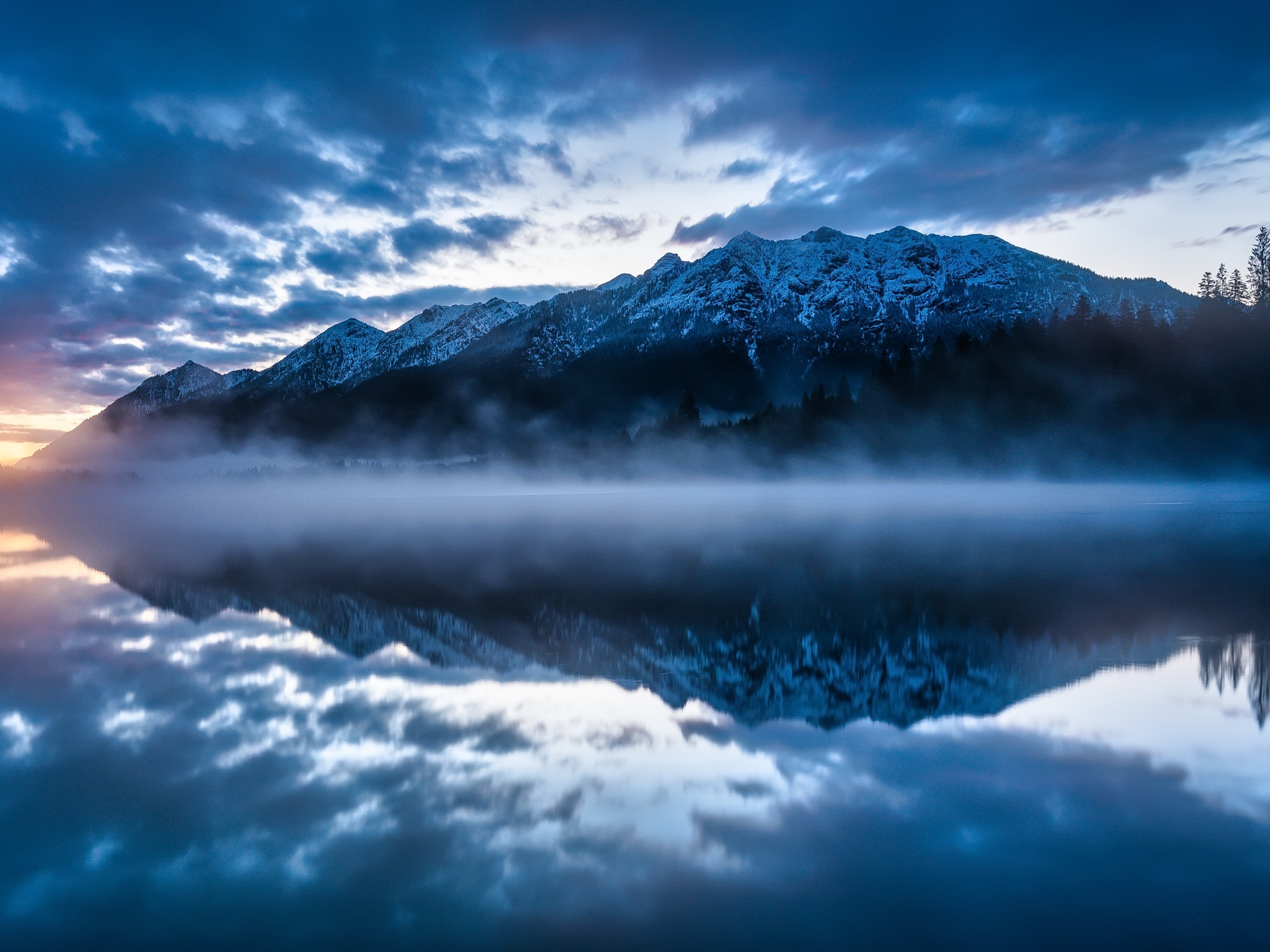 4000x3000 Resolution Mountain Reflection on Lake Side 4000x3000 ...