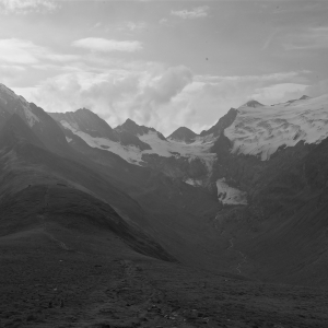 300x300 Resolution mountains, distance, sky 300x300 Resolution ...