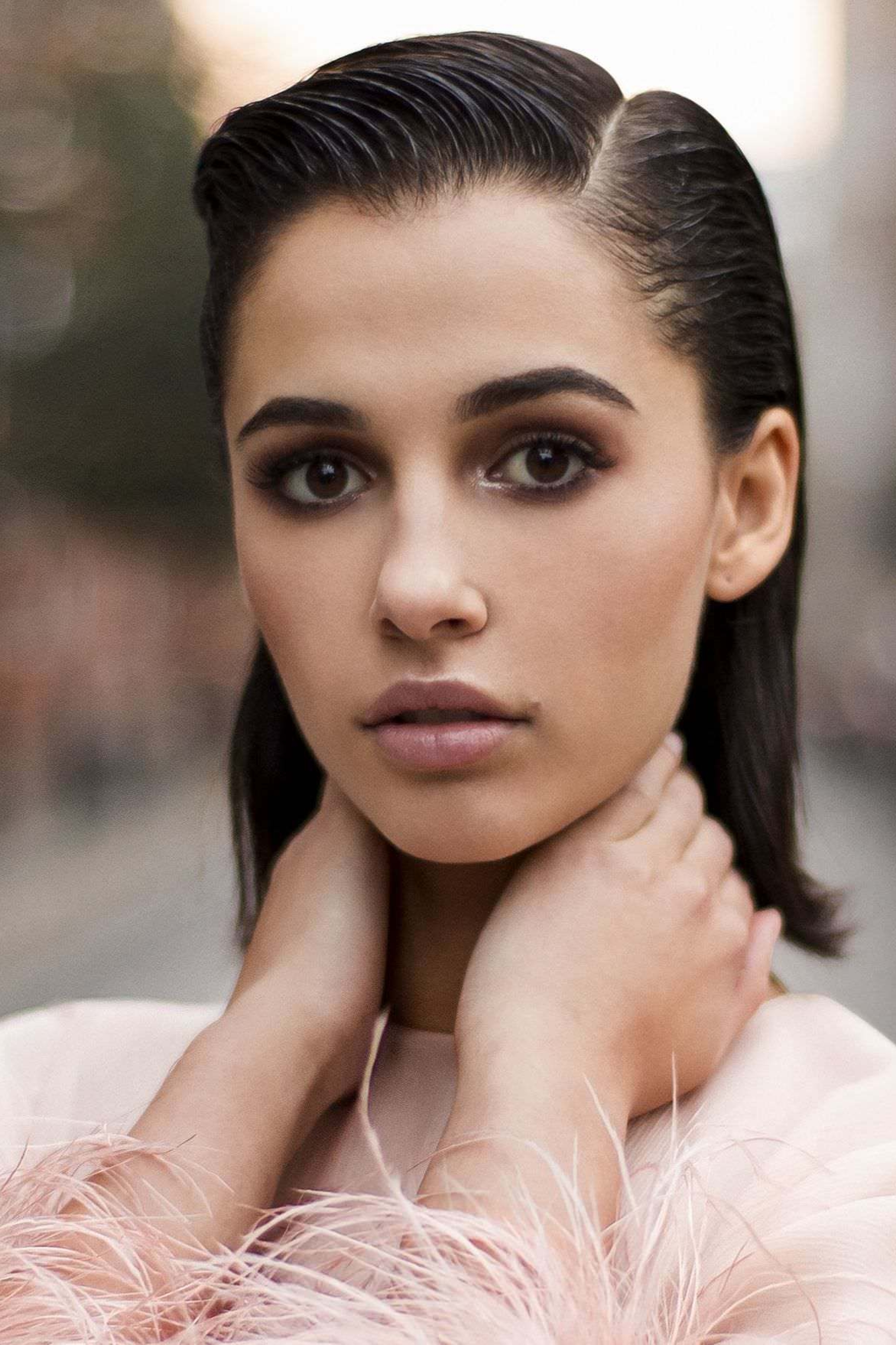 3000x4500 Resolution Naomi Scott Aka Jasmine Aladdin Actress 3000x4500 ...