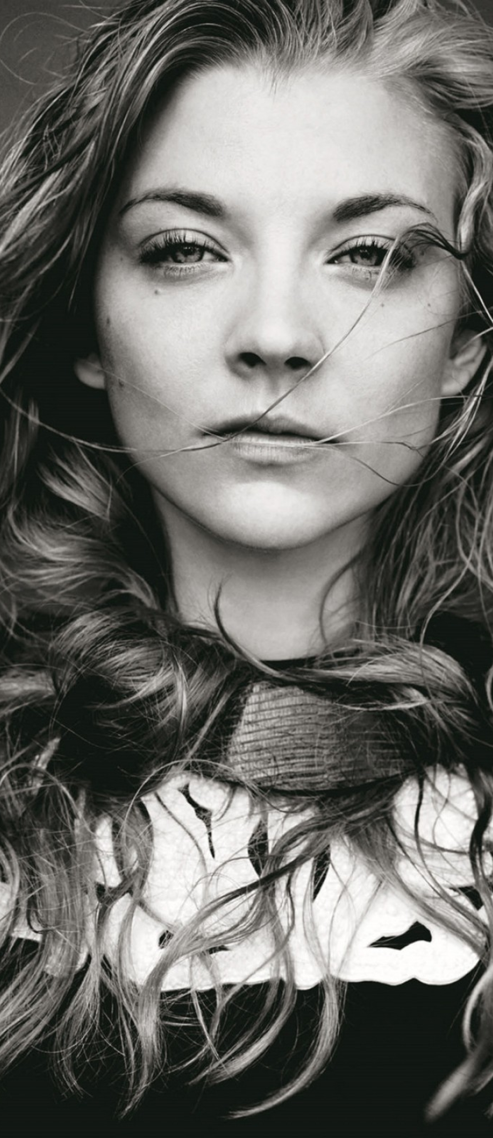 1664x3840 Resolution Natalie Dormer Back And White Portrait 1664x3840 ...