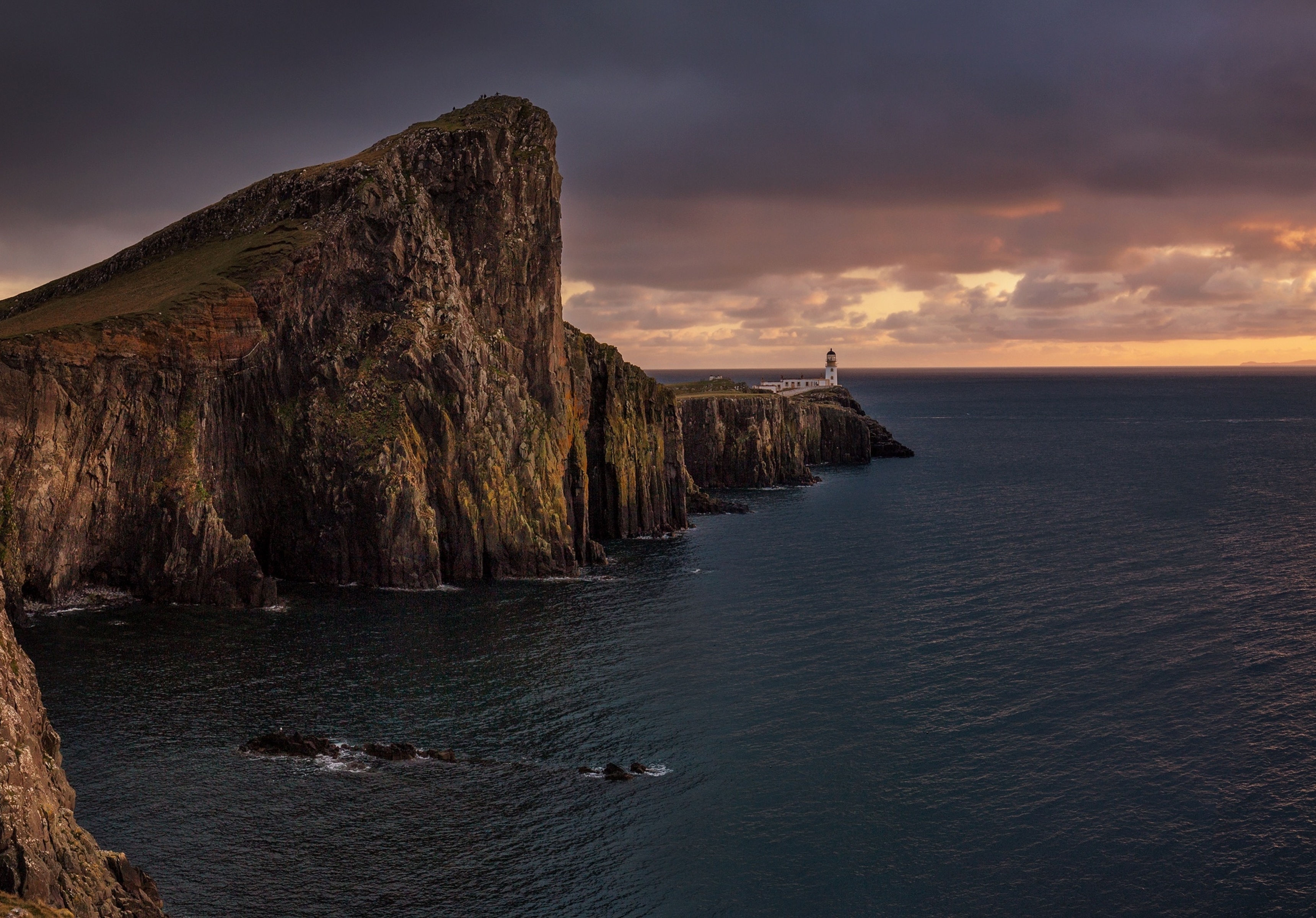 3440x2400 Resolution Neist Point Lighthouse, Isle Of Skye, Scotland ...