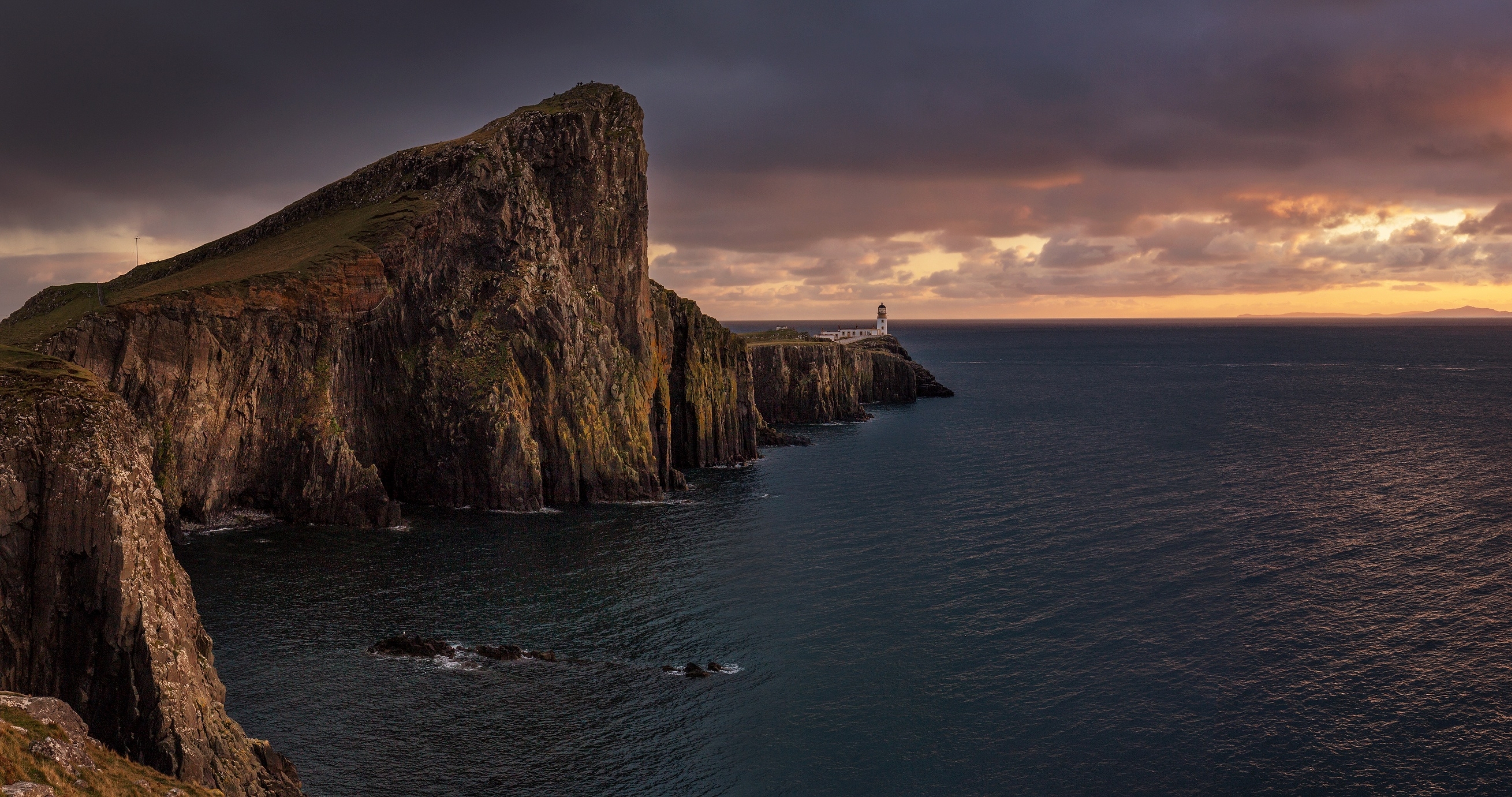 4096x2160 Resolution Neist Point Lighthouse, Isle Of Skye, Scotland ...