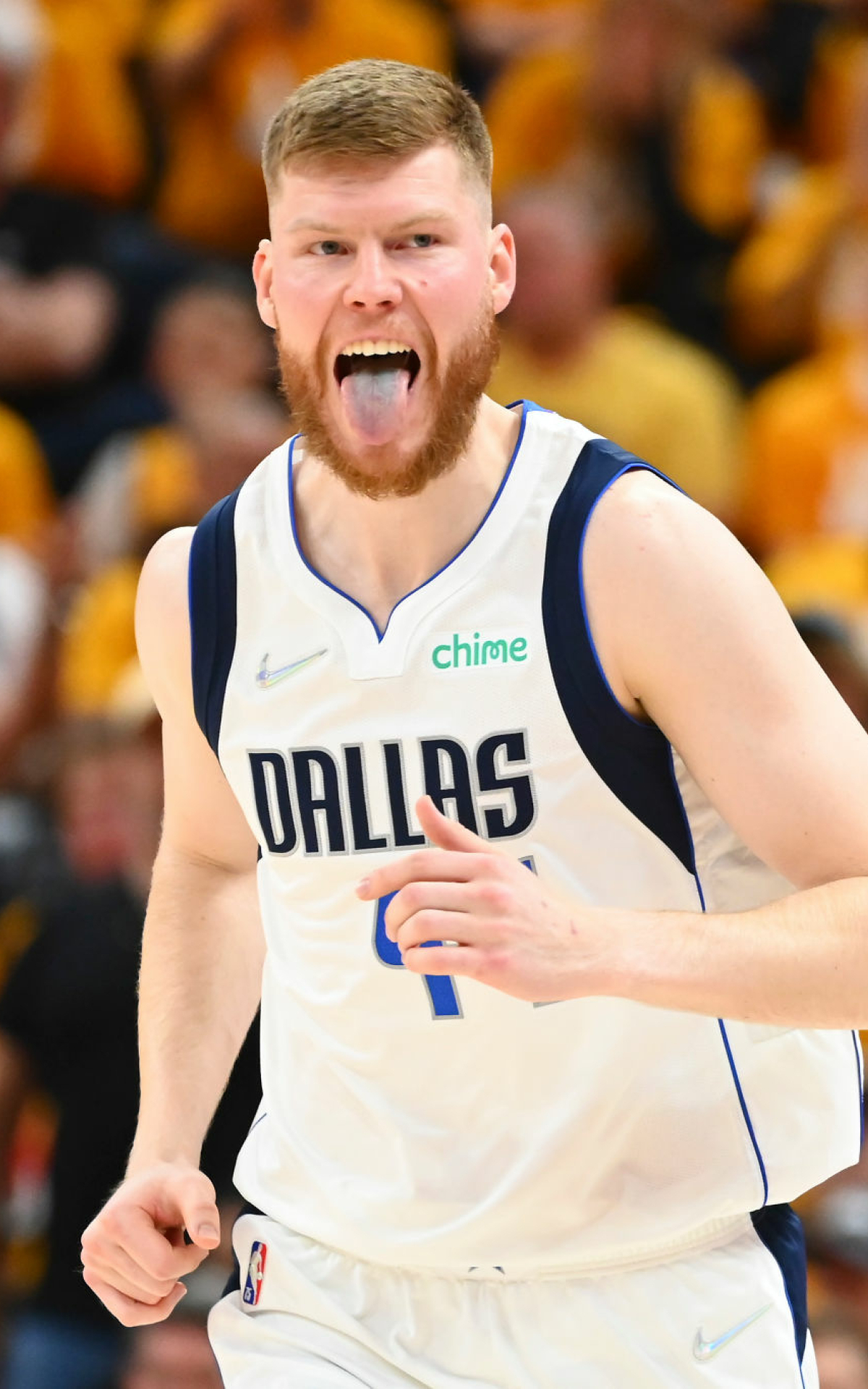1200x1920 New Davis Bertans 2022 1200x1920 Resolution Wallpaper, HD ...