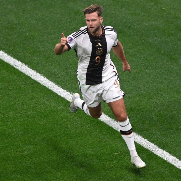 720x720 Niclas Fullkrug FIFA 2022 Qatar 720x720 Resolution Wallpaper ...