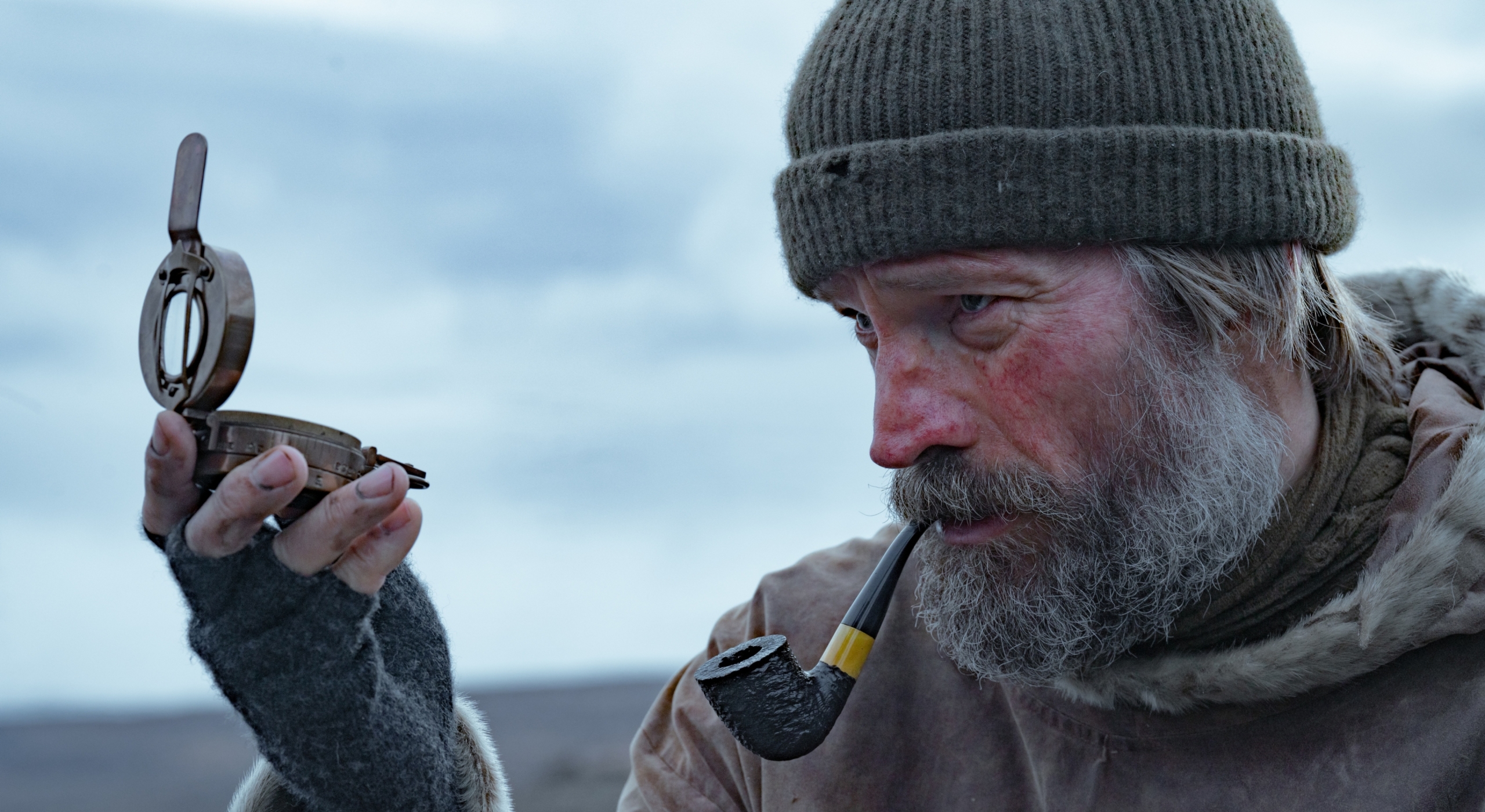 2560x1400 Resolution Nikolaj Coster-Waldau Against The Ice 4k 2560x1400 ...