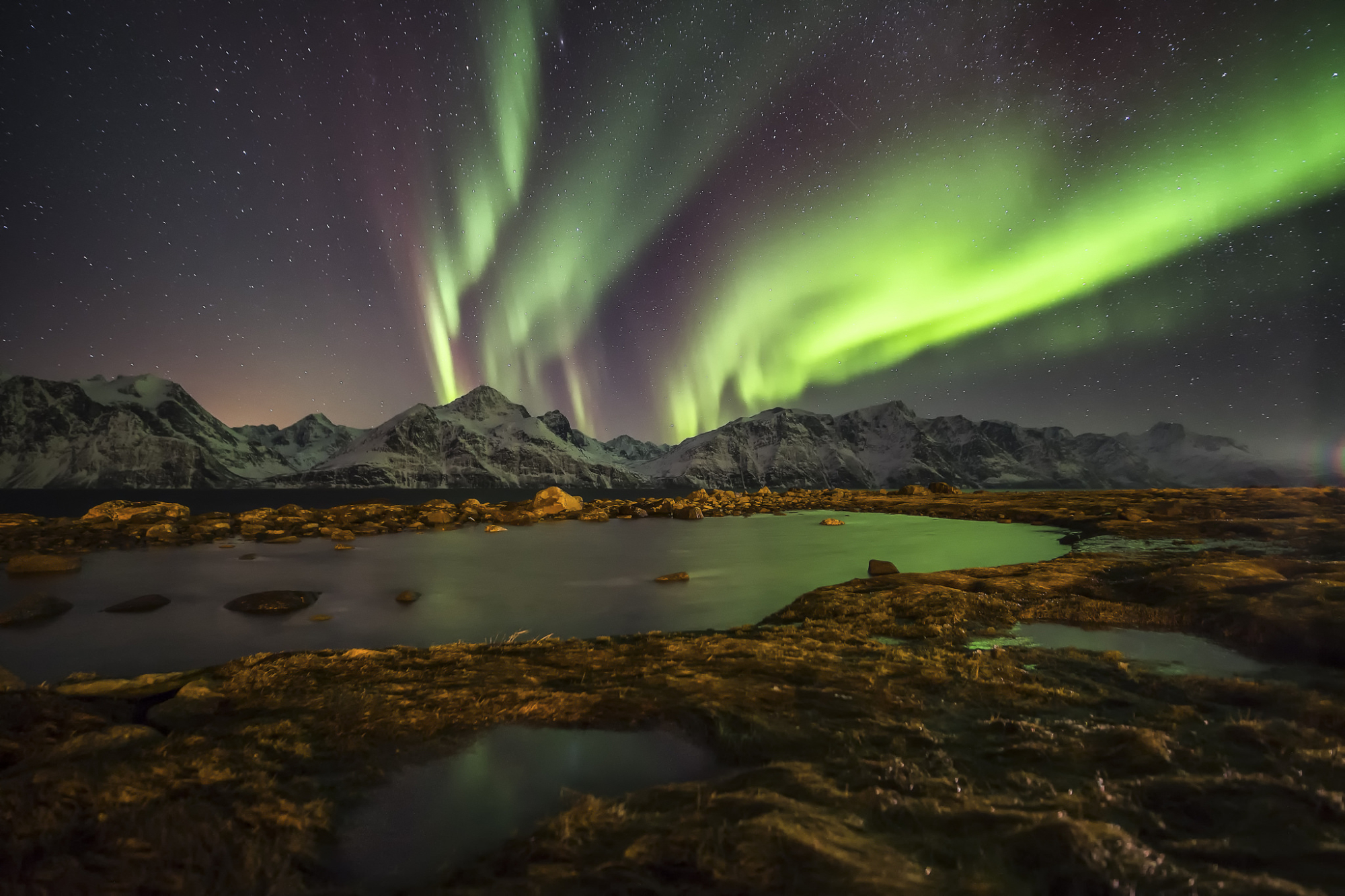 2000x1333 Resolution norway, night, northern lights 2000x1333 ...