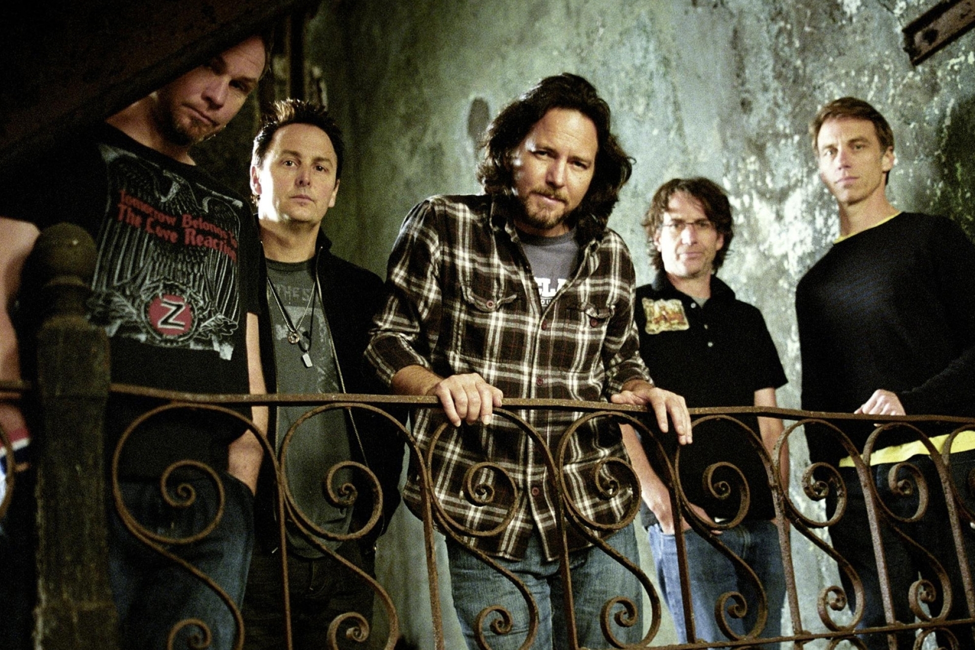 1920x1280 Resolution pearl jam, band, light 1920x1280 Resolution ...