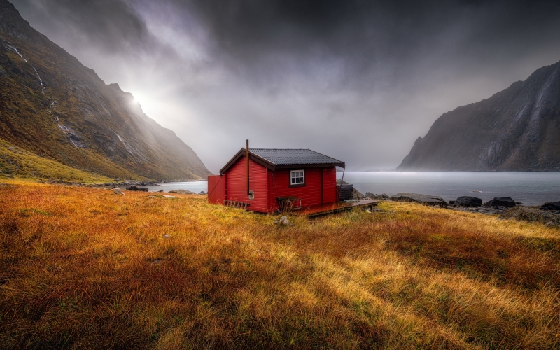800x500 Resolution Red Cabin at Bay 800x500 Resolution Wallpaper ...