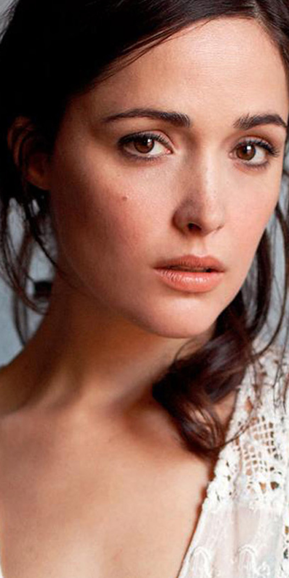 1000x2000 Resolution rose byrne, actress, brunette 1000x2000 Resolution ...