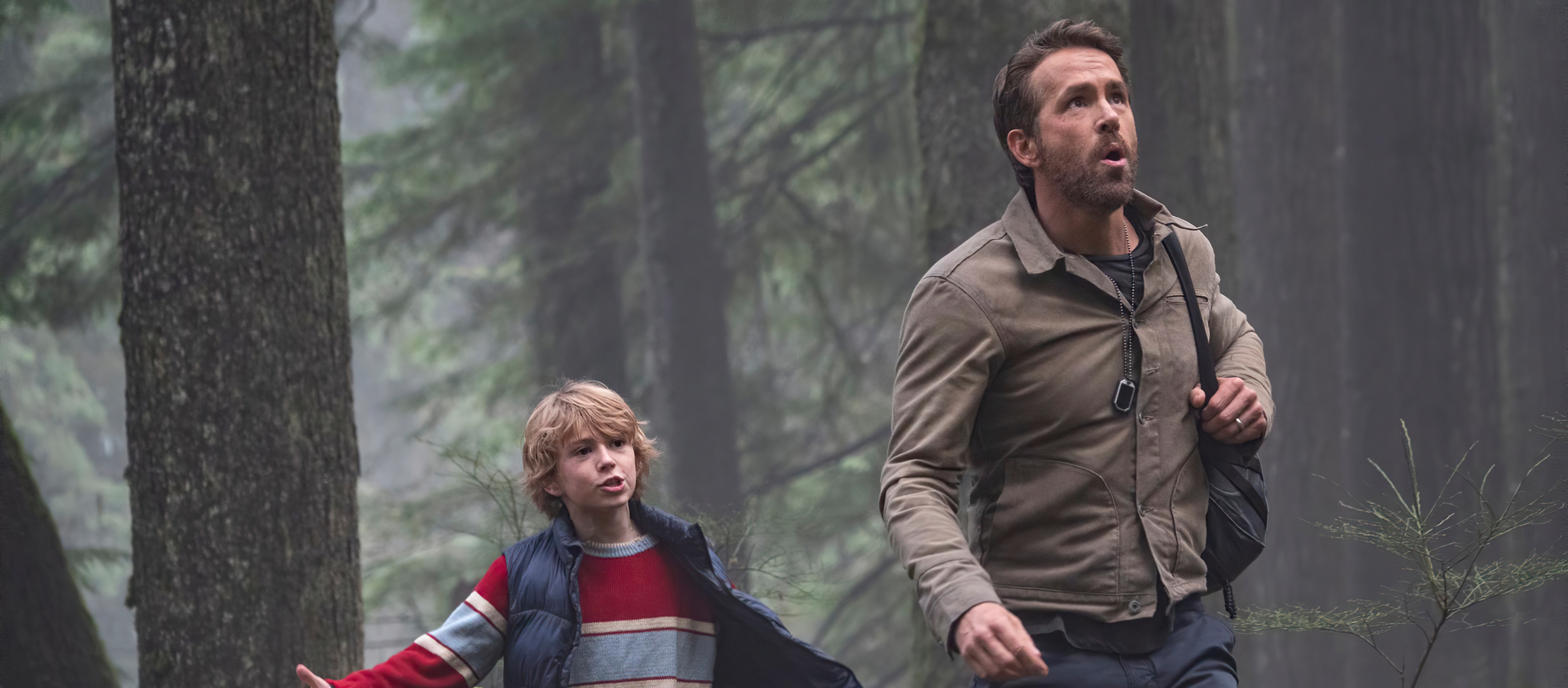 2460x1080 Resolution Ryan Reynolds in The Adam Project 2460x1080 ...