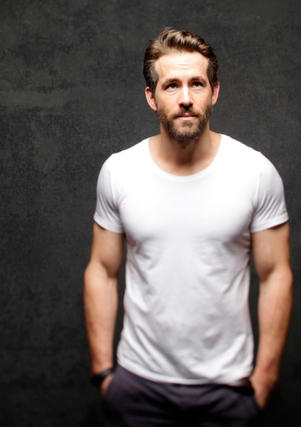 600x851 Resolution ryan reynolds, photo shoot, actor 600x851 Resolution ...