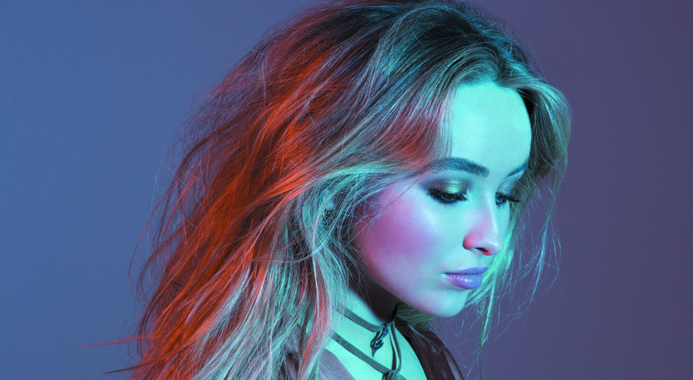 1400x768 Resolution Sabrina Carpenter Singer Photoshoot 1400x768 ...