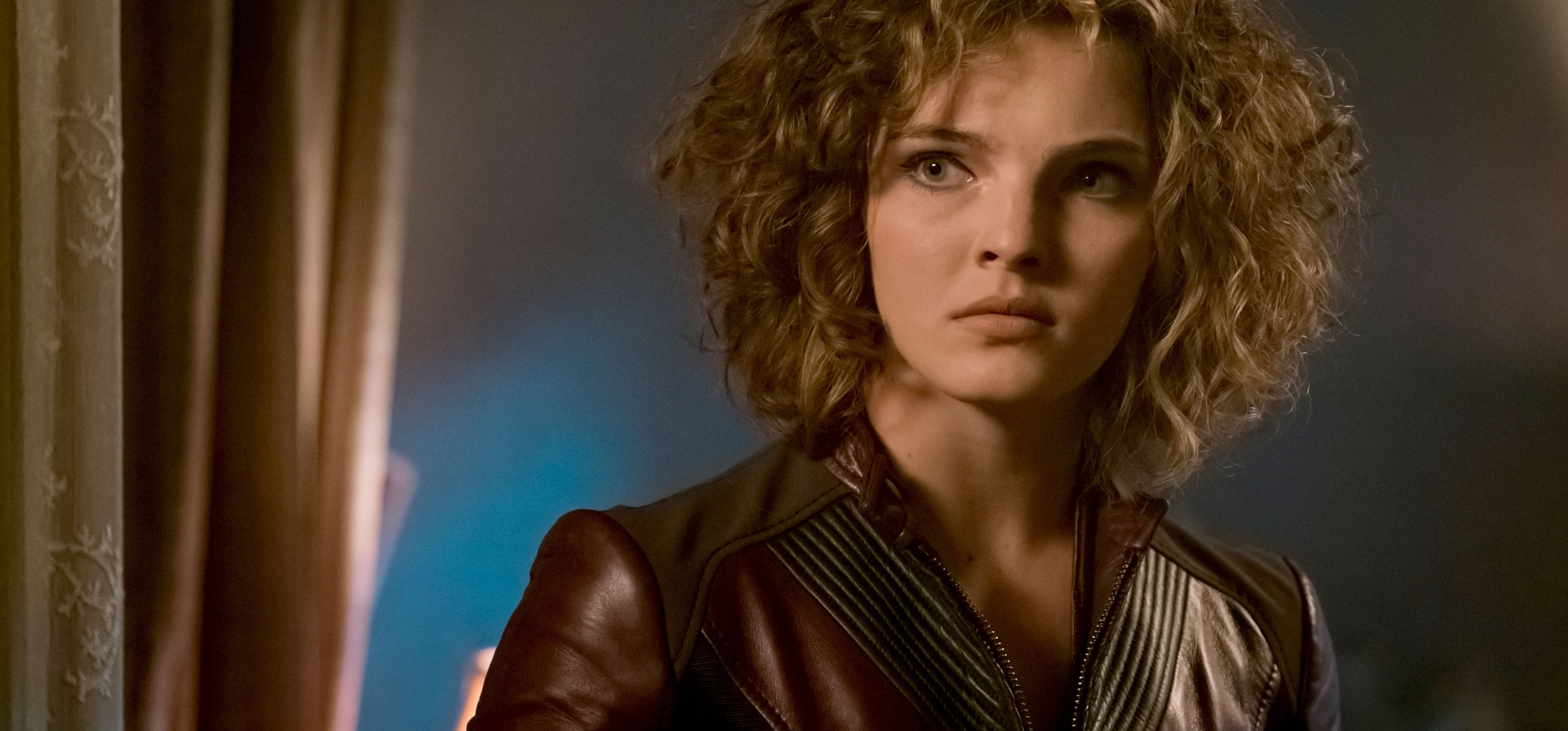 3088x1440 Resolution Selina Kyle Gotham Season 4 3088x1440 Resolution ...